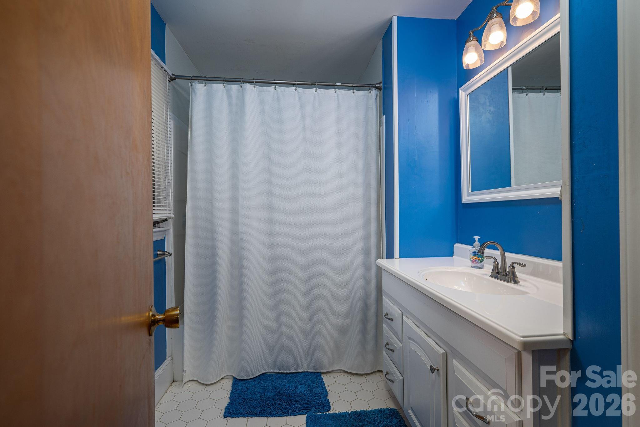 Home for sale at 602 Lee Street, Kings Mountain, NC — photo 30 of 47