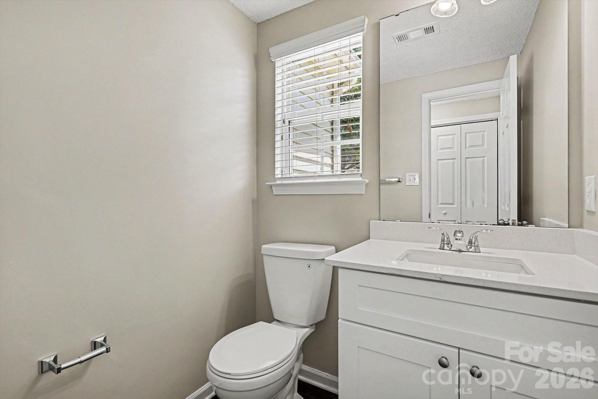 Photo 7 of 5615 Waverly Lynn Lane, Charlotte, NC