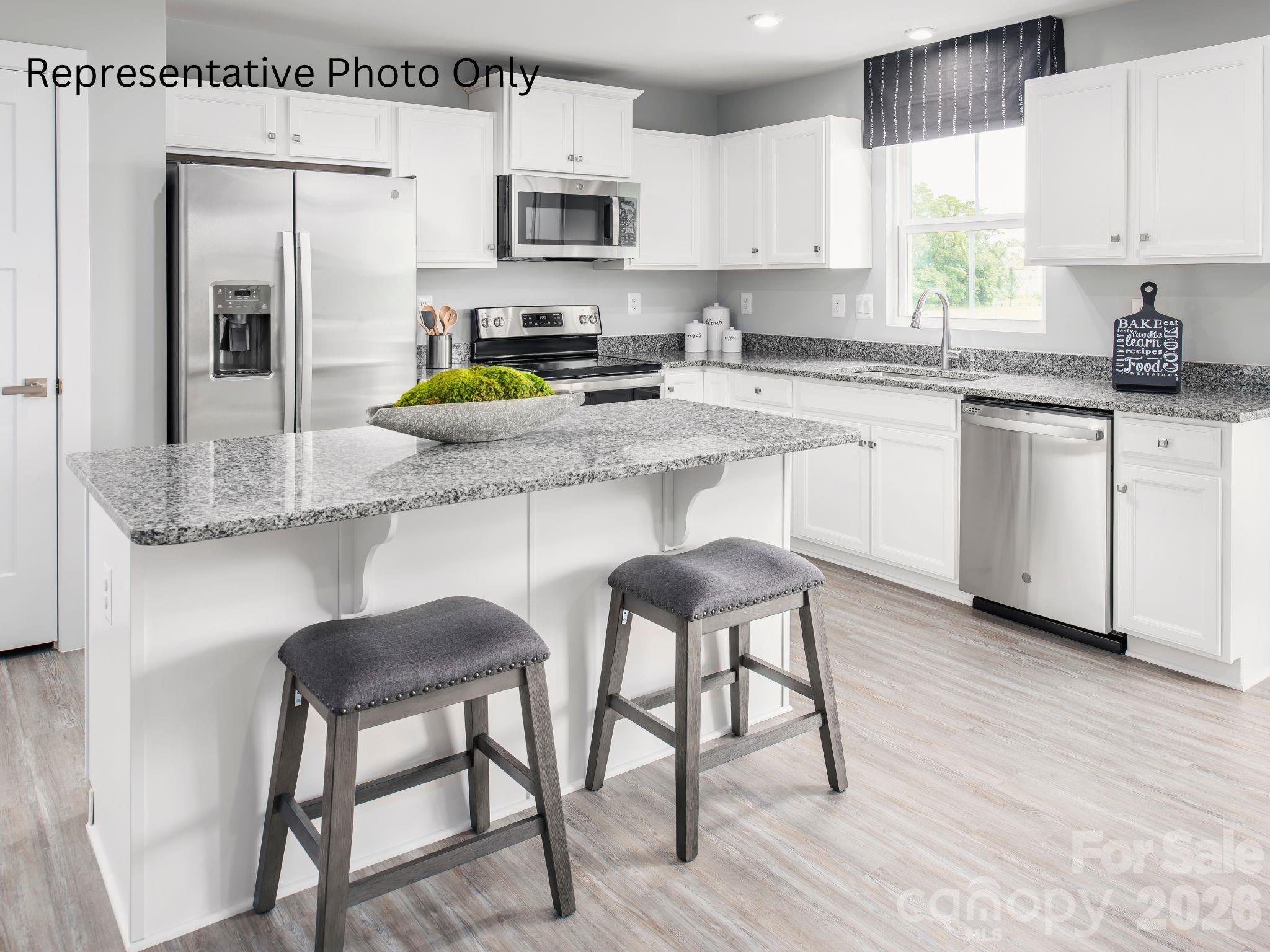 Photo 2 of 930 Pemberley Street, Lancaster, SC