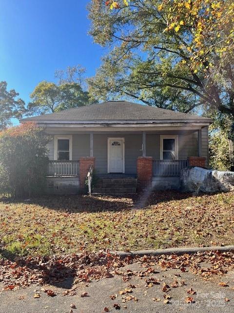 70 Holly Street, Great Falls, SC