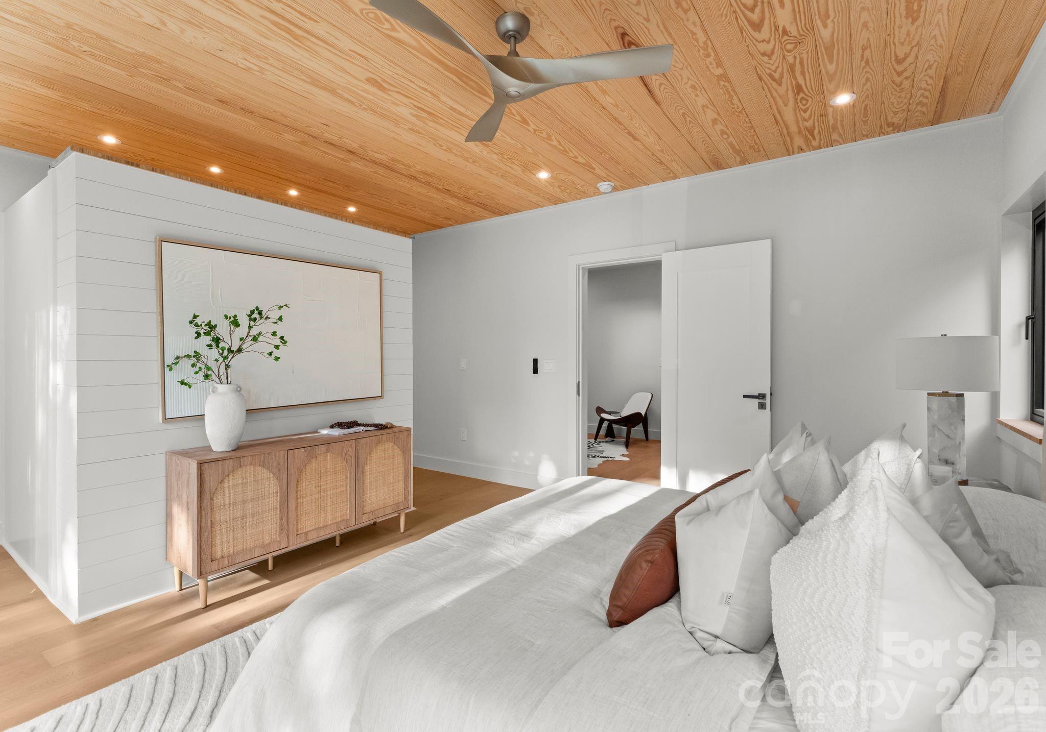3614 Barclay Downs Drive102, Charlotte, NC - photo 7 of 18