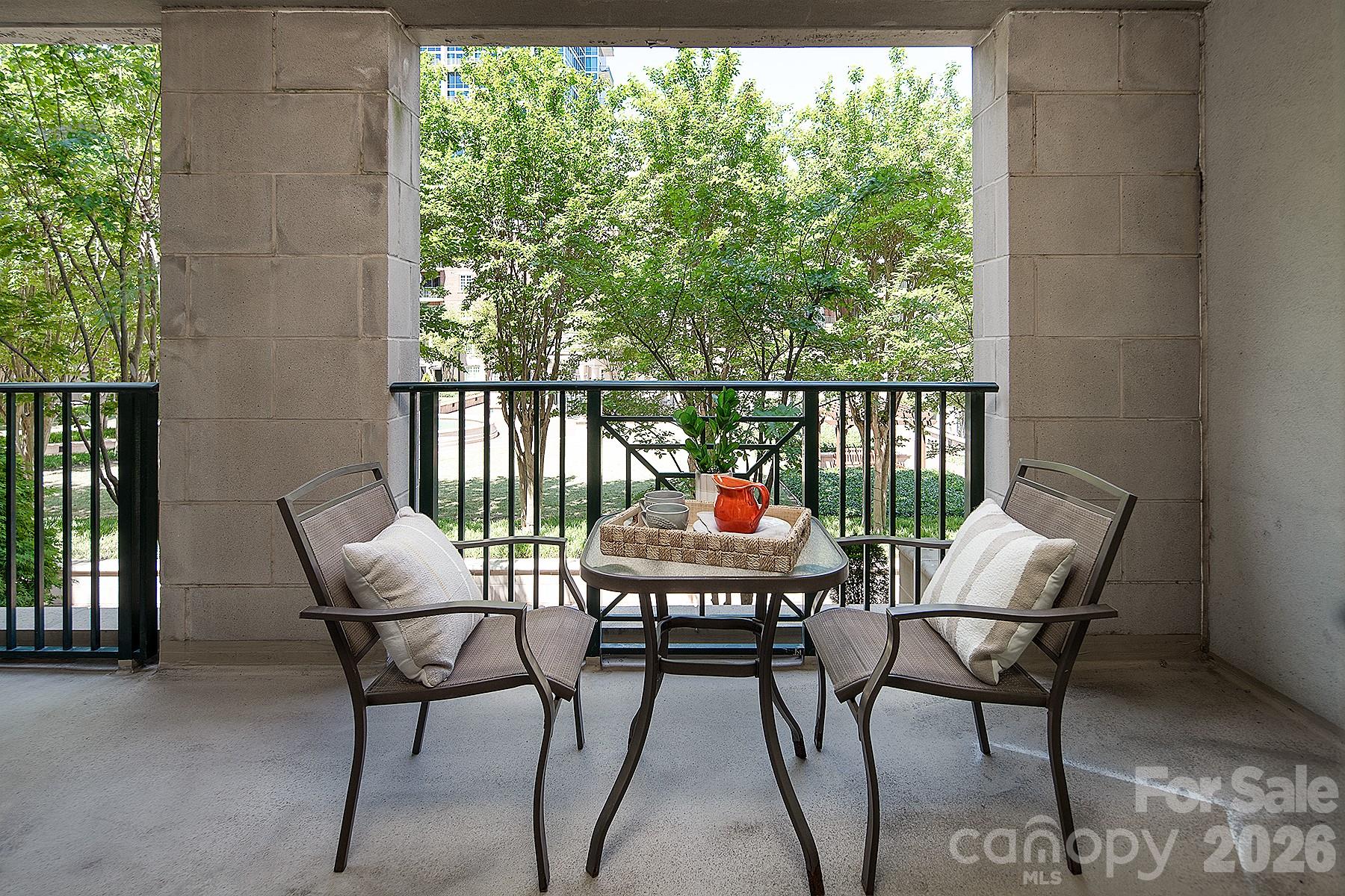 Home for sale at 300 W 5th Street W204, Charlotte, NC — photo 1 of 45