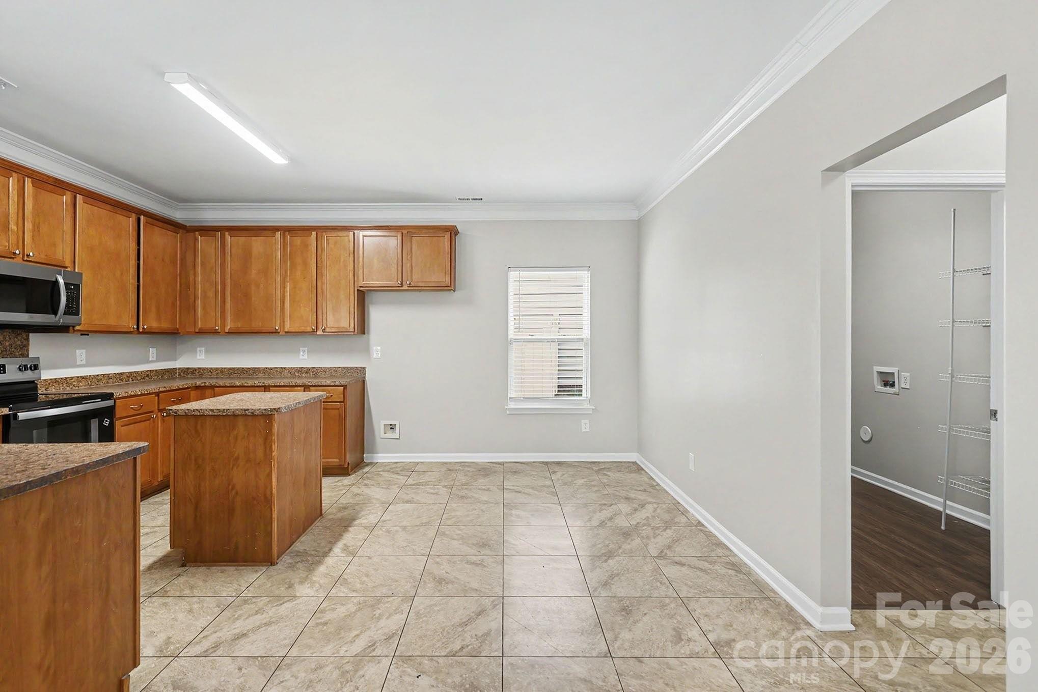 Photo 8 of 5618 Stowe Derby Drive, Charlotte, NC