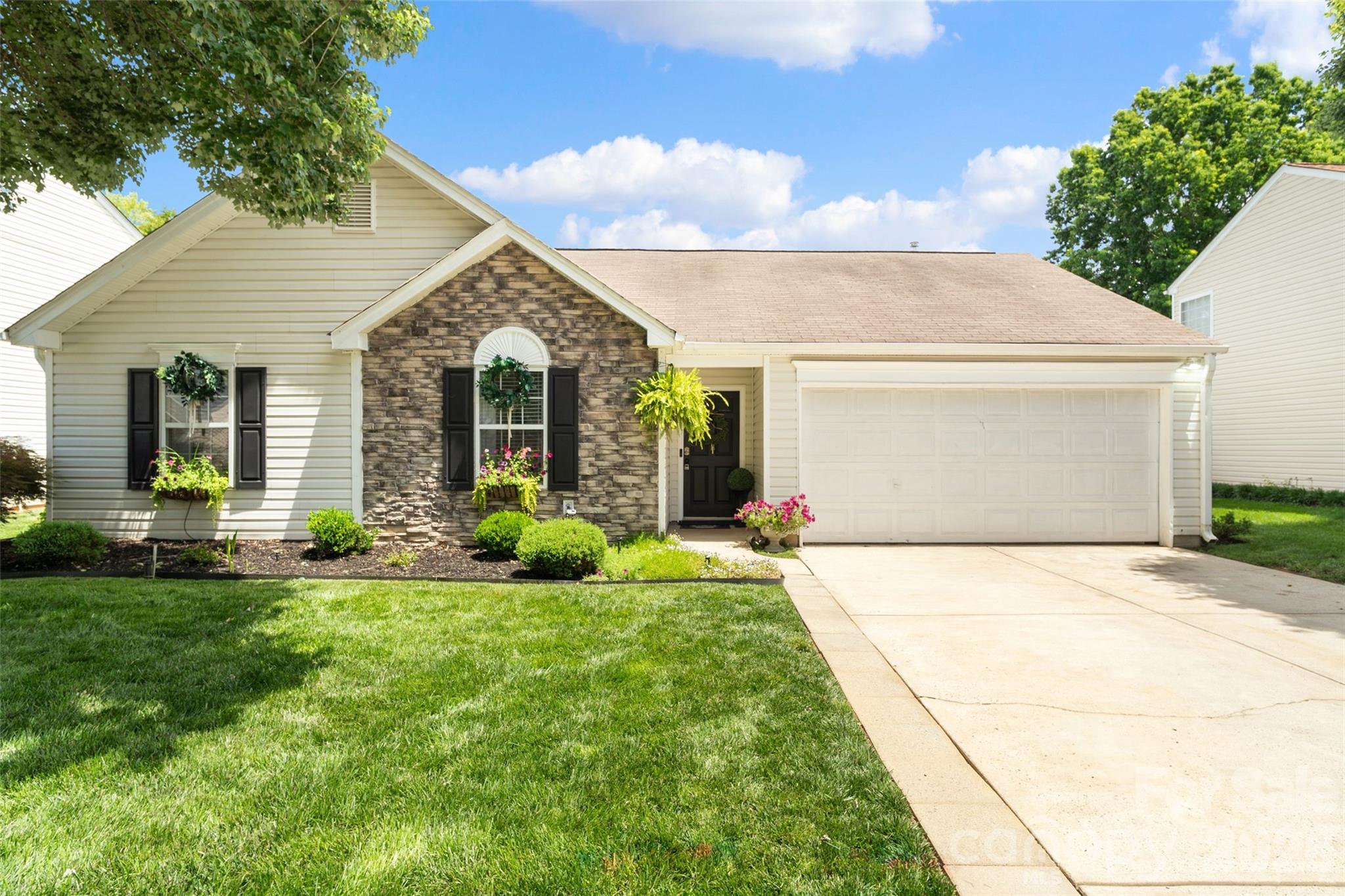 Photo 2 of 3917 Laurel View Circle, Indian Trail, NC