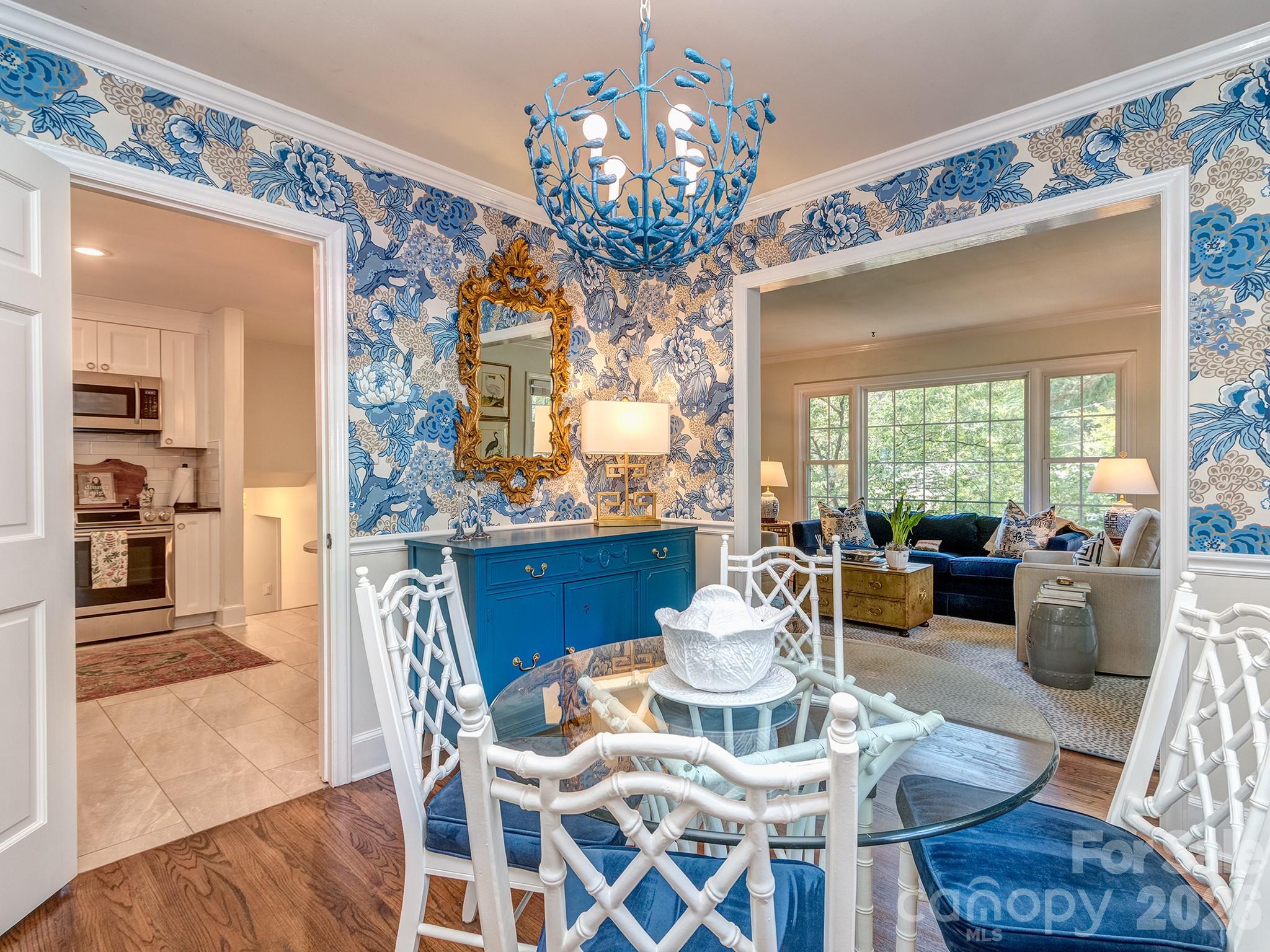 Photo 8 of 6817 Ronda Avenue, Charlotte, NC