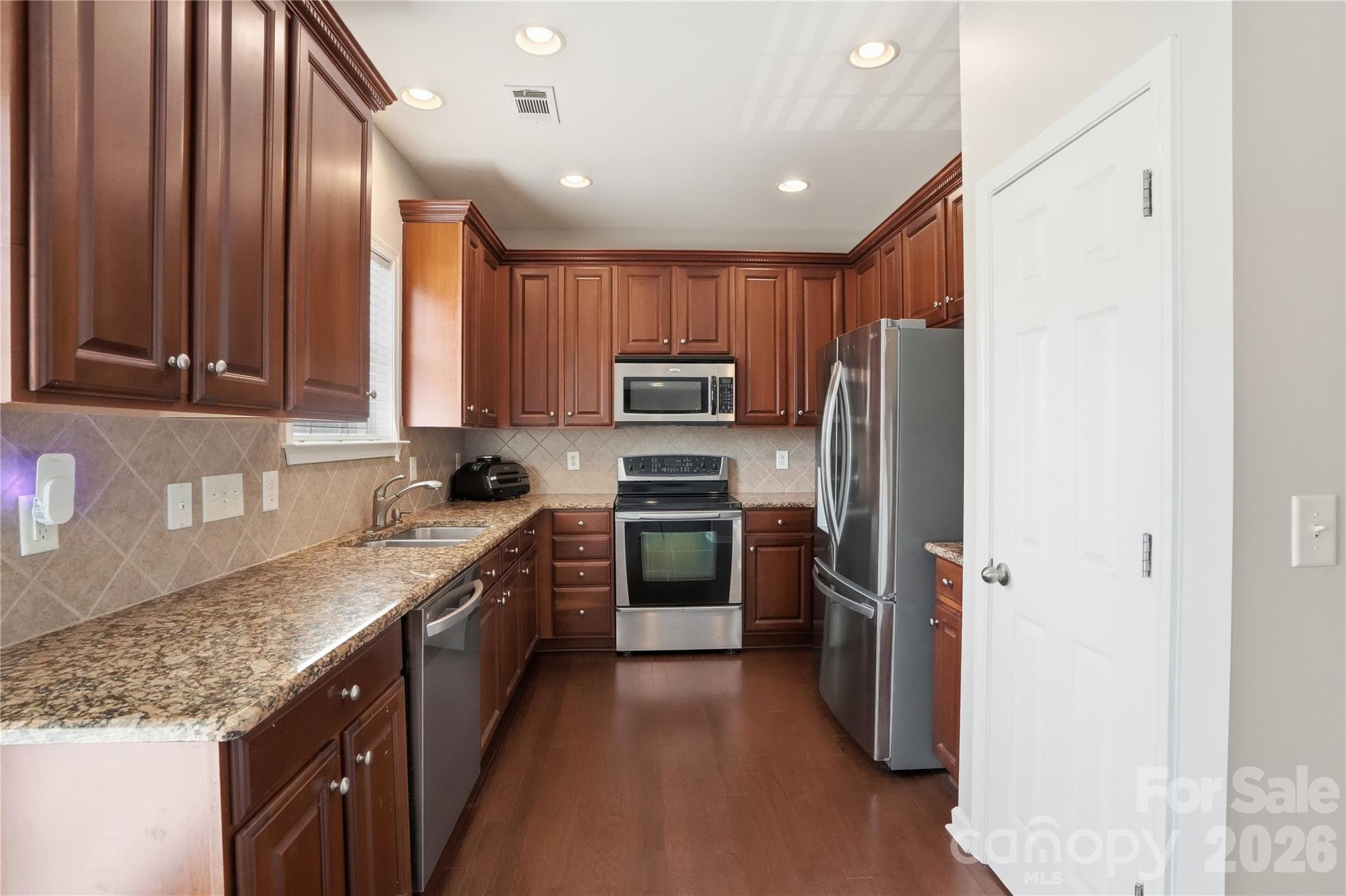 Photo 11 of 9417 Kings Parade Boulevard, Charlotte, NC