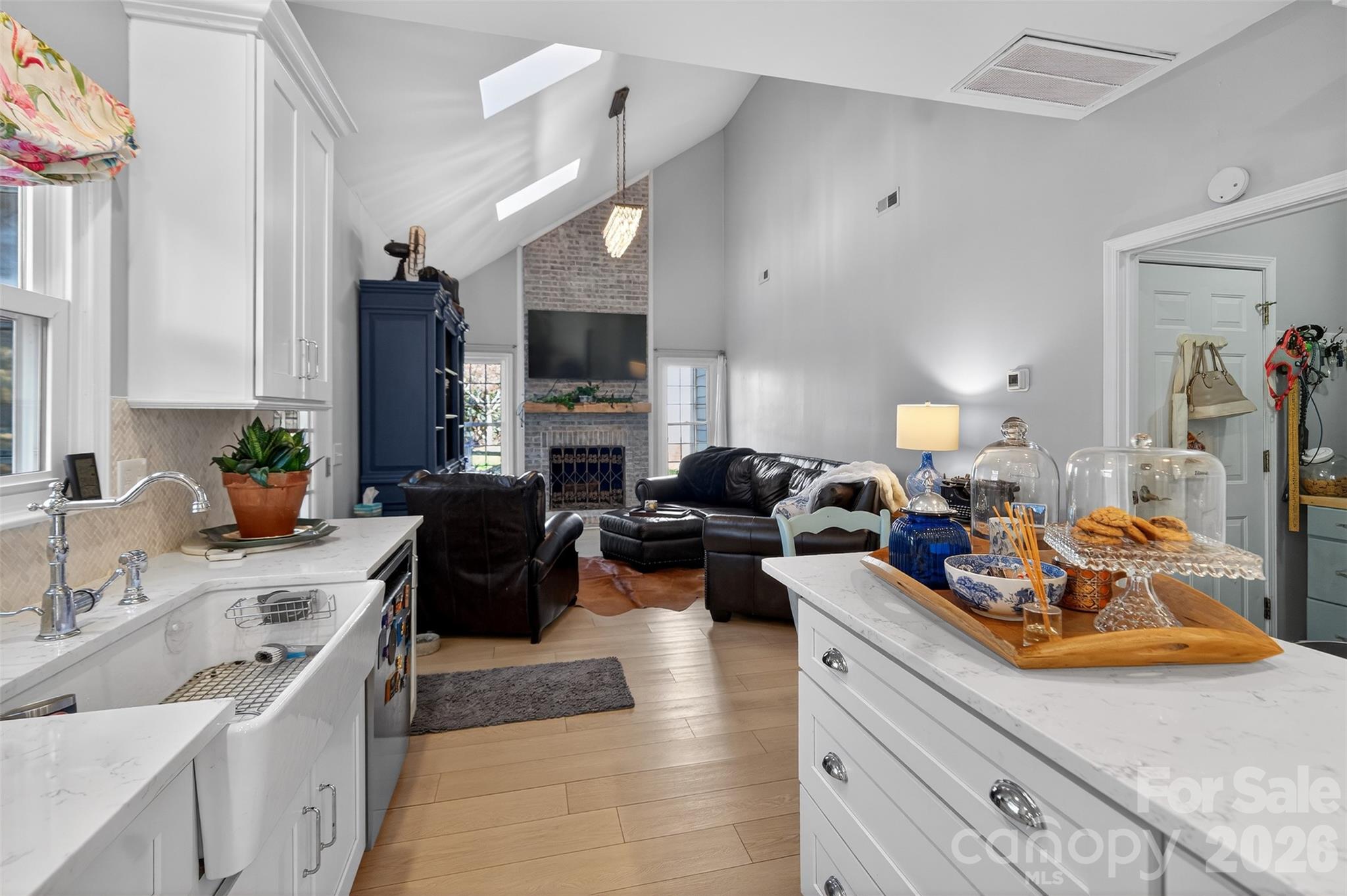 Photo 18 of 8601 Walsham Drive, Charlotte, NC