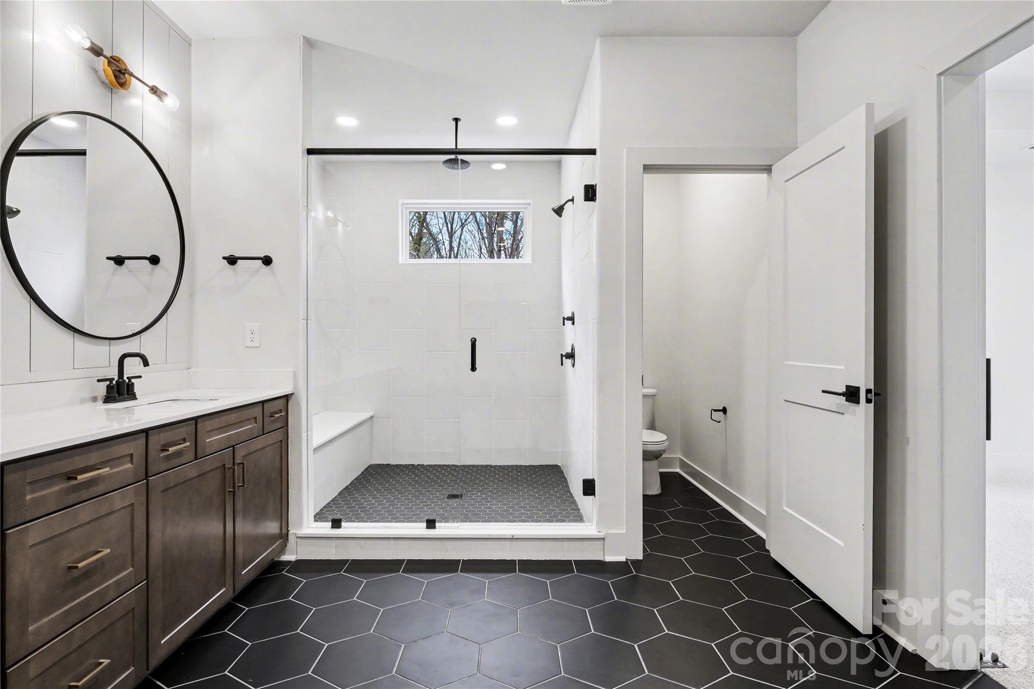 2412 Crestview Drive, Charlotte, NC - photo 31 of 41