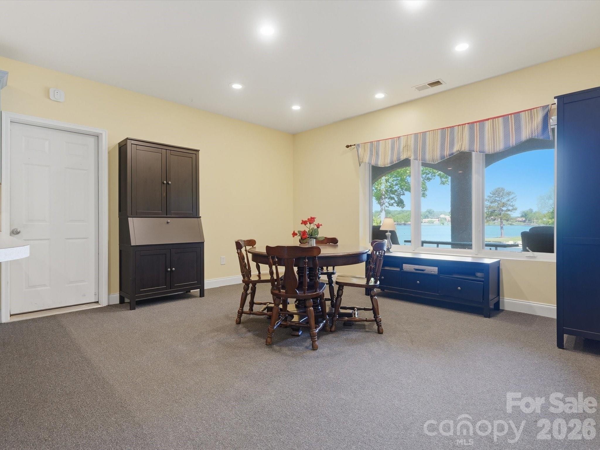 Home for sale at 154 Quail Hollow Drive, Kings Mountain, NC — photo 27 of 45