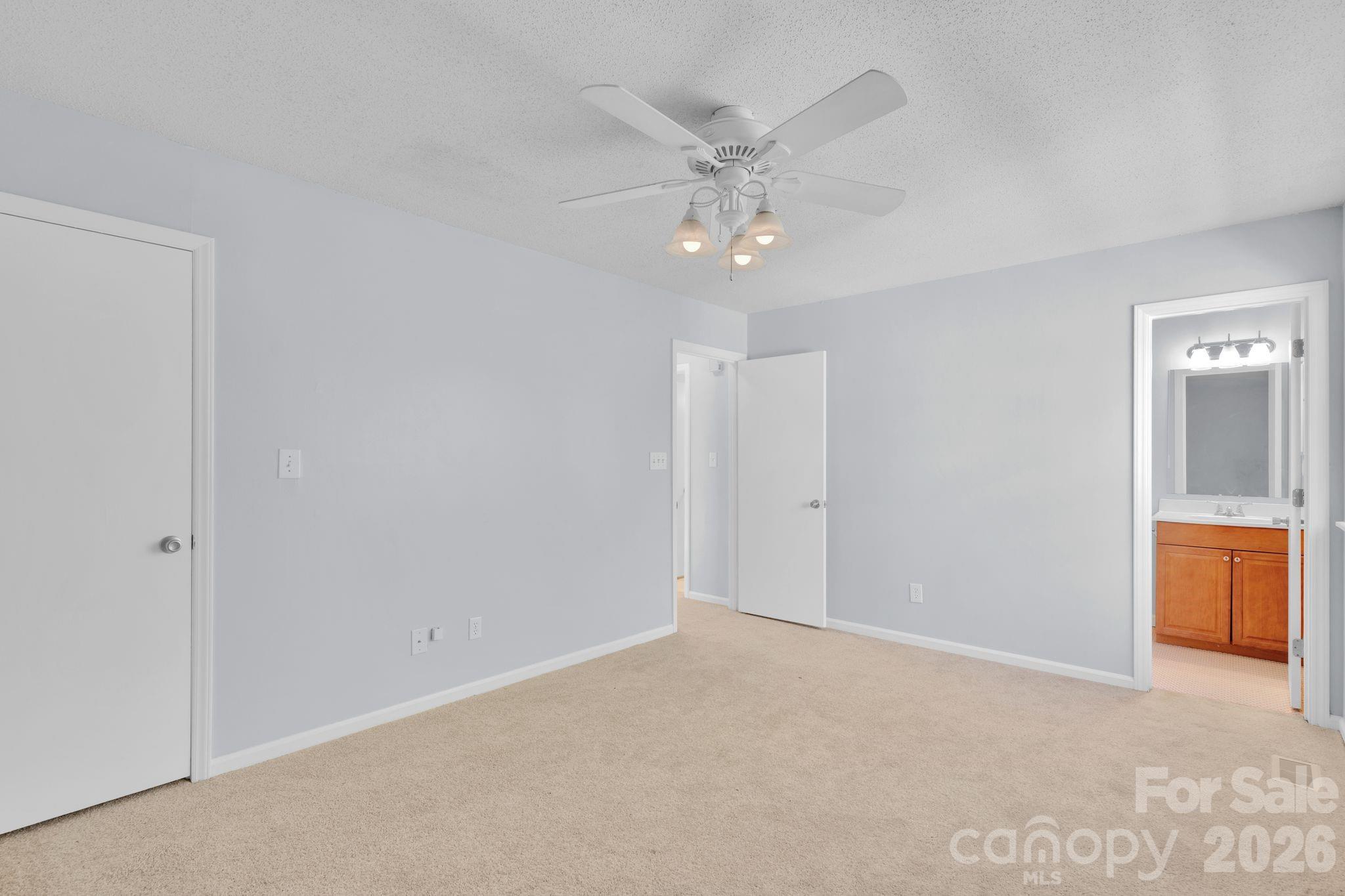 Photo 20 of 8510 Castle Pine Court, Charlotte, NC