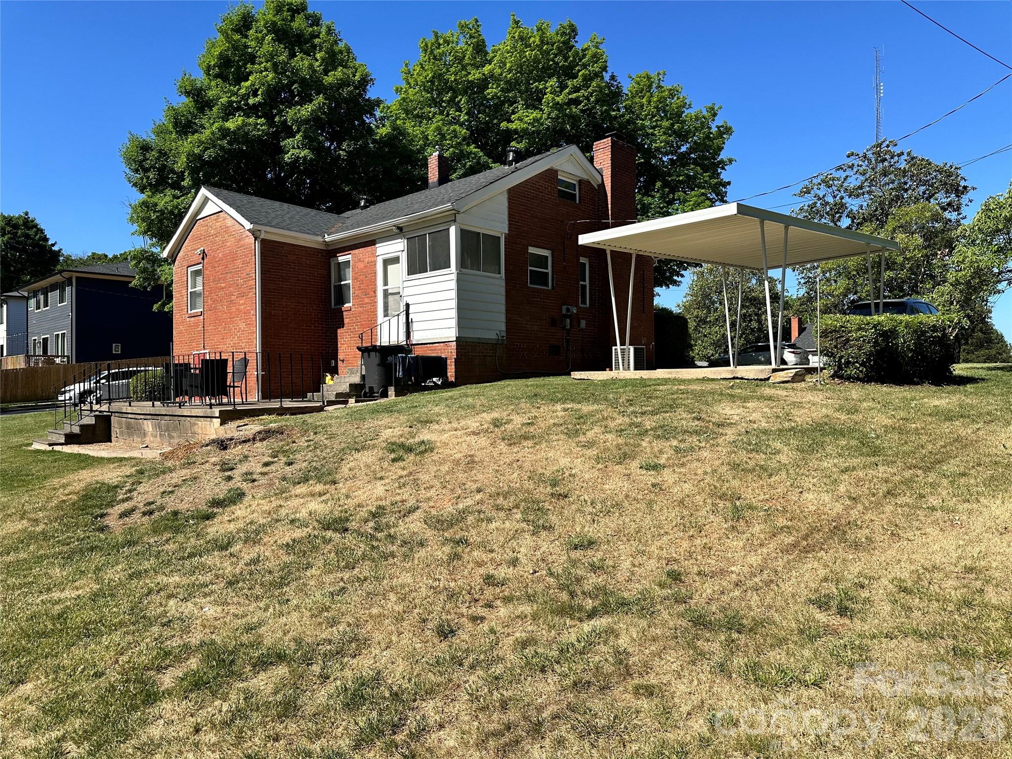 600 W Cama Street8, Charlotte, NC - photo 6 of 27