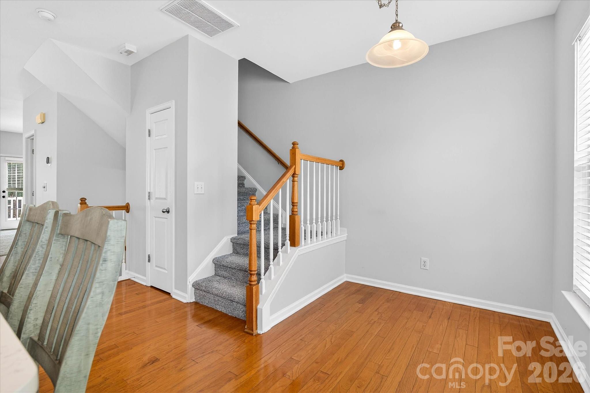 2009 Cambridge Beltway Drive, Charlotte, NC - photo 10 of 29