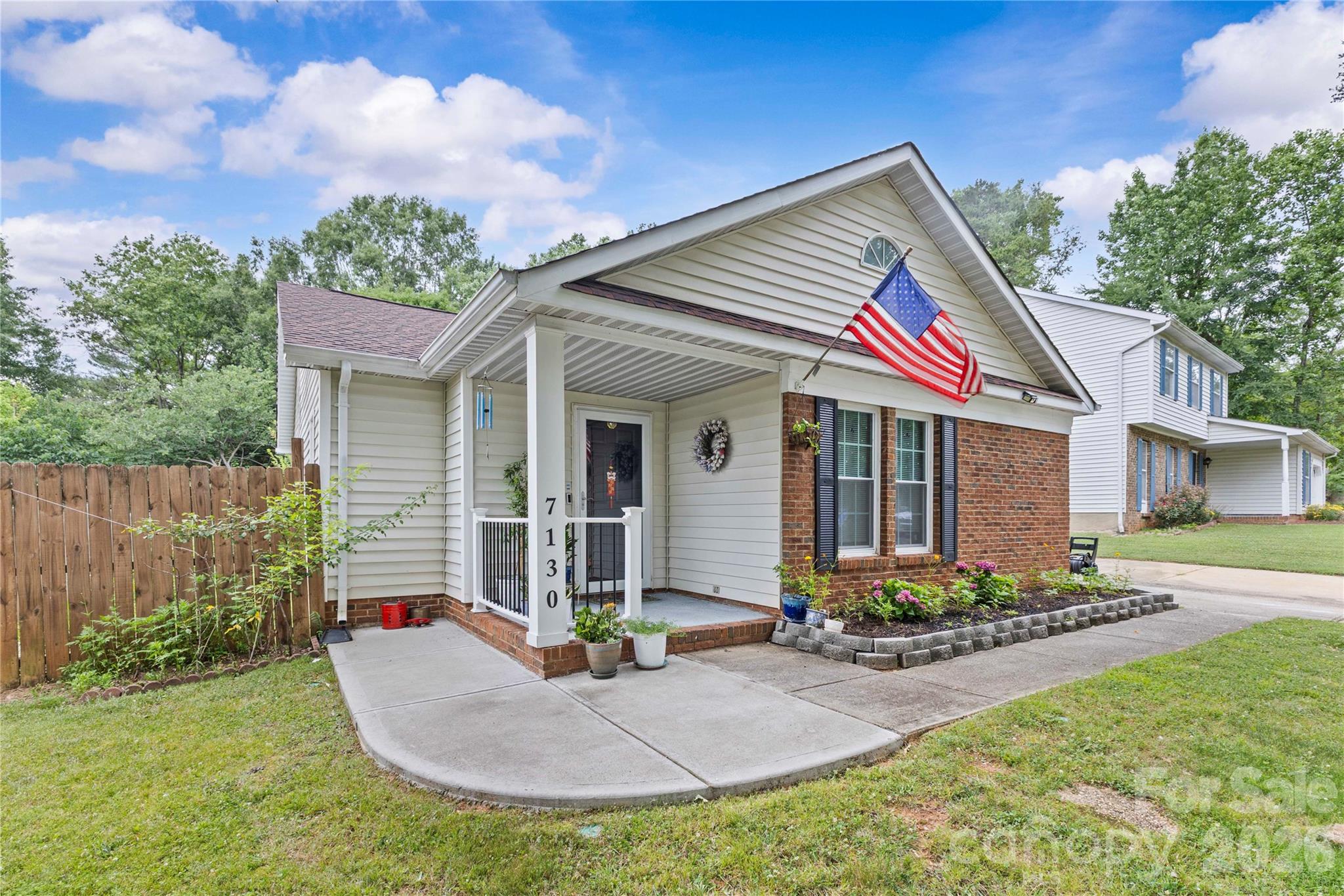Photo 4 of 7130 Bluff Wood Cove, Charlotte, NC