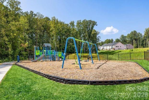 Photo 21 of 5107 Mint Harbor Way409, Charlotte, NC