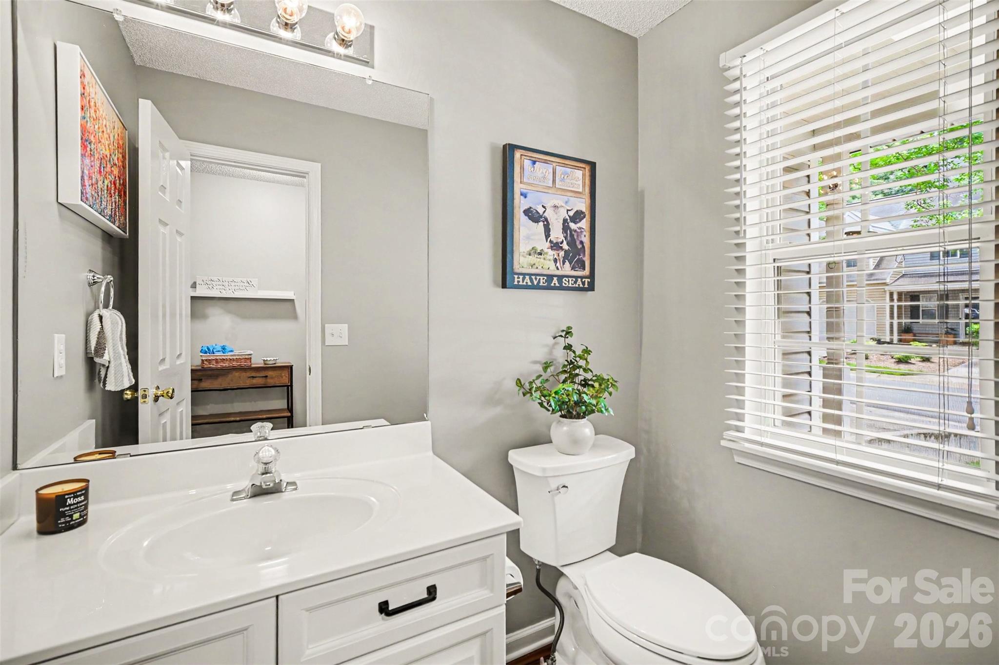 Photo 17 of 9725 Mattforest Circle, Charlotte, NC