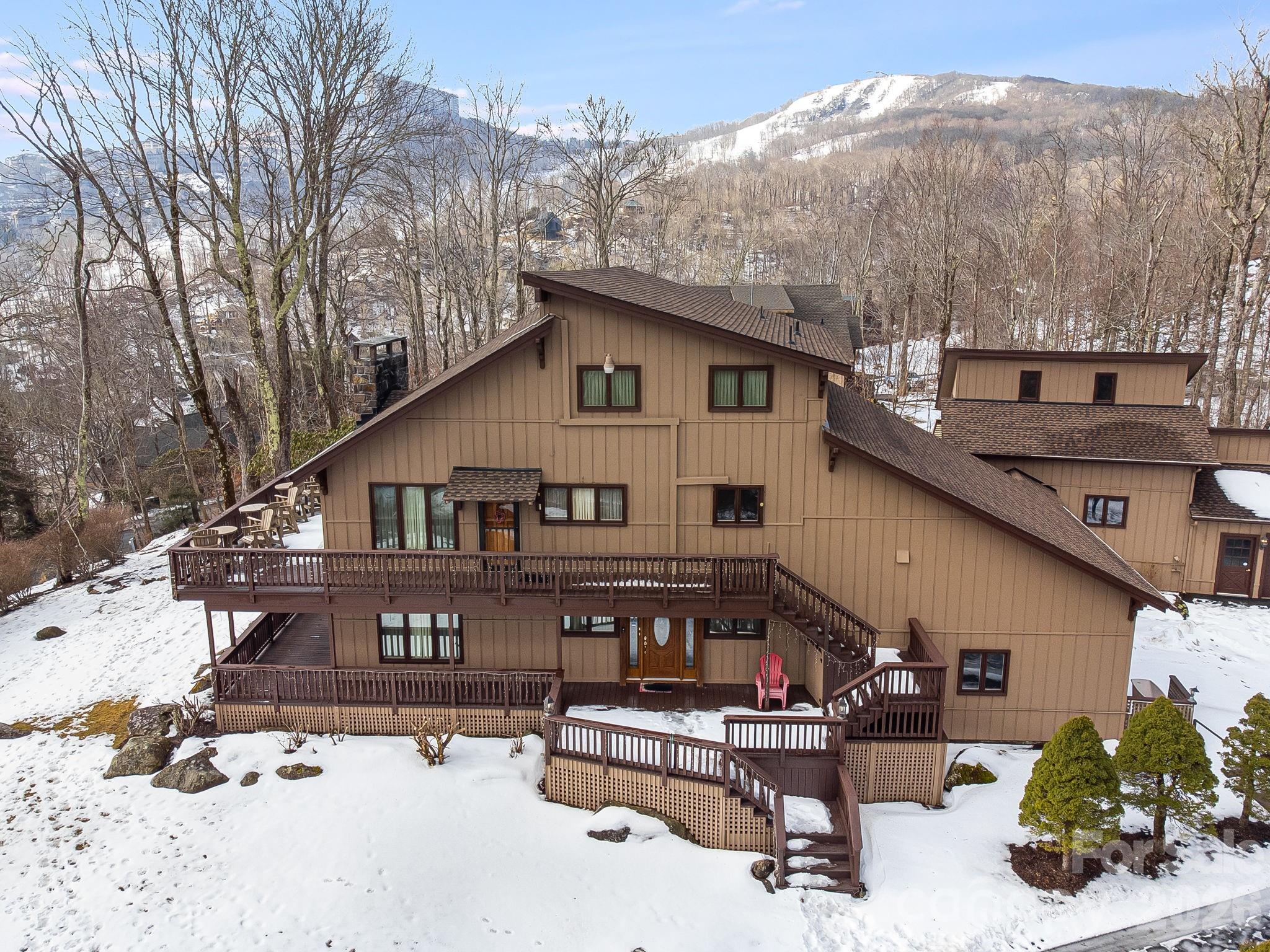 301 Highland Circle, Sugar Mountain, NC - photo 47 of 49