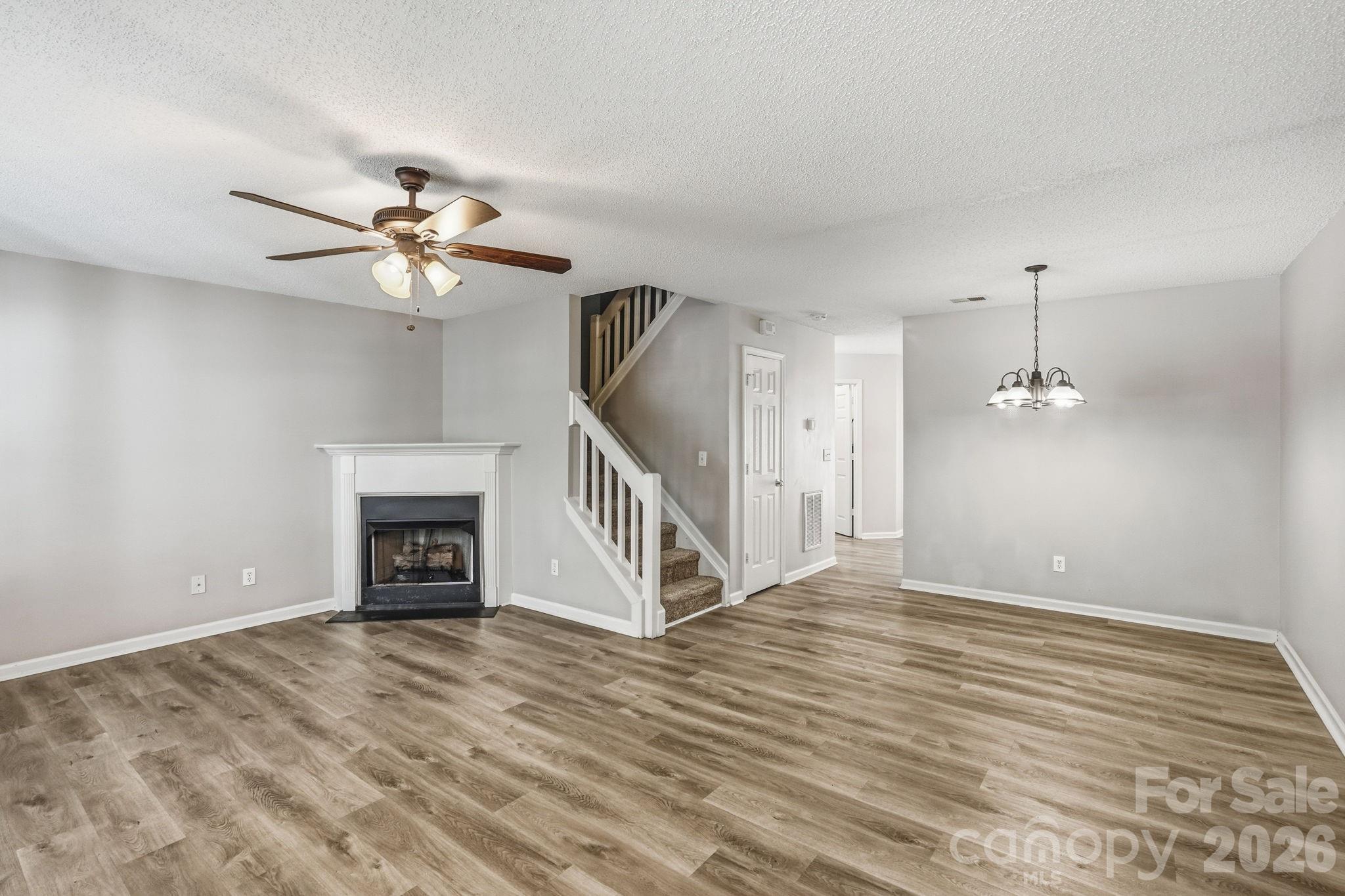 Photo 4 of 10142 Forest Landing Drive, Charlotte, NC