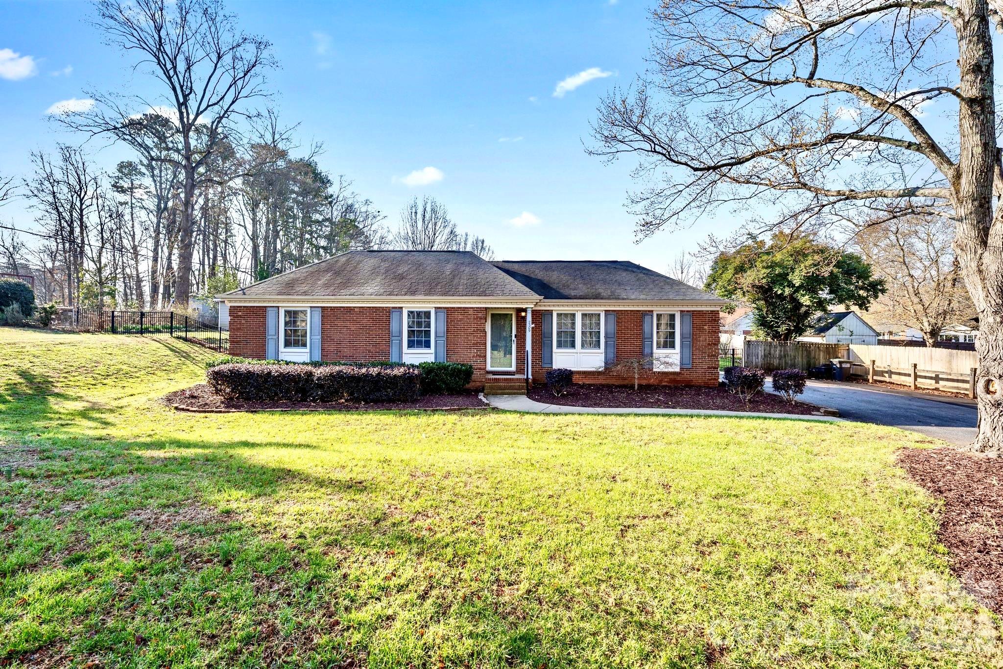 Exterior of 2309 Amity Avenue, Gastonia, NC