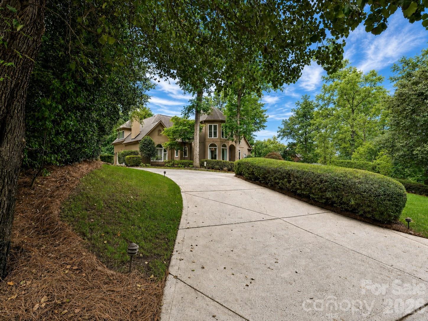 Photo 2 of 4725 Old Course Drive, Charlotte, NC