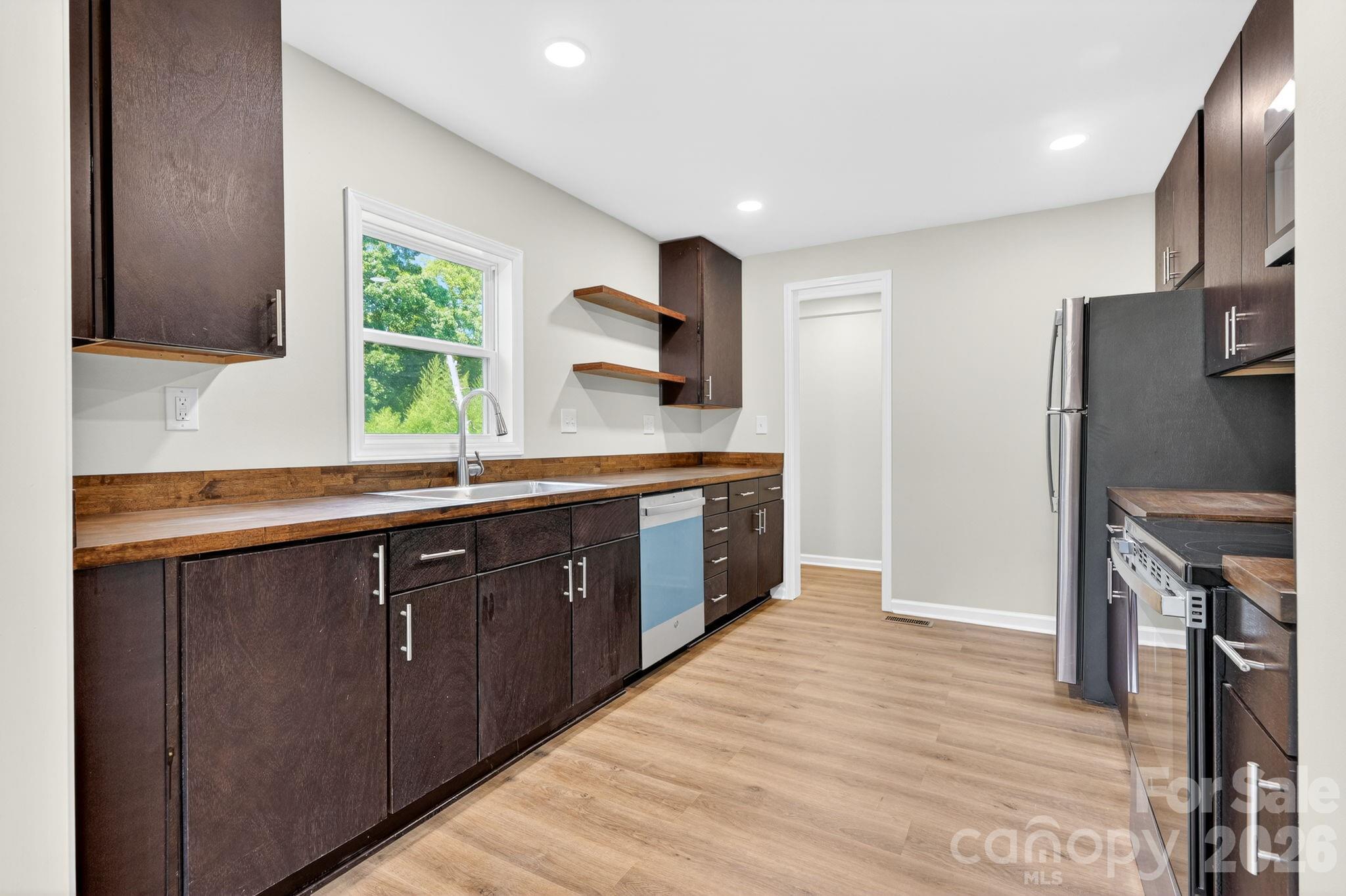 Photo 10 of 822 Arlington Avenue, Rock Hill, SC