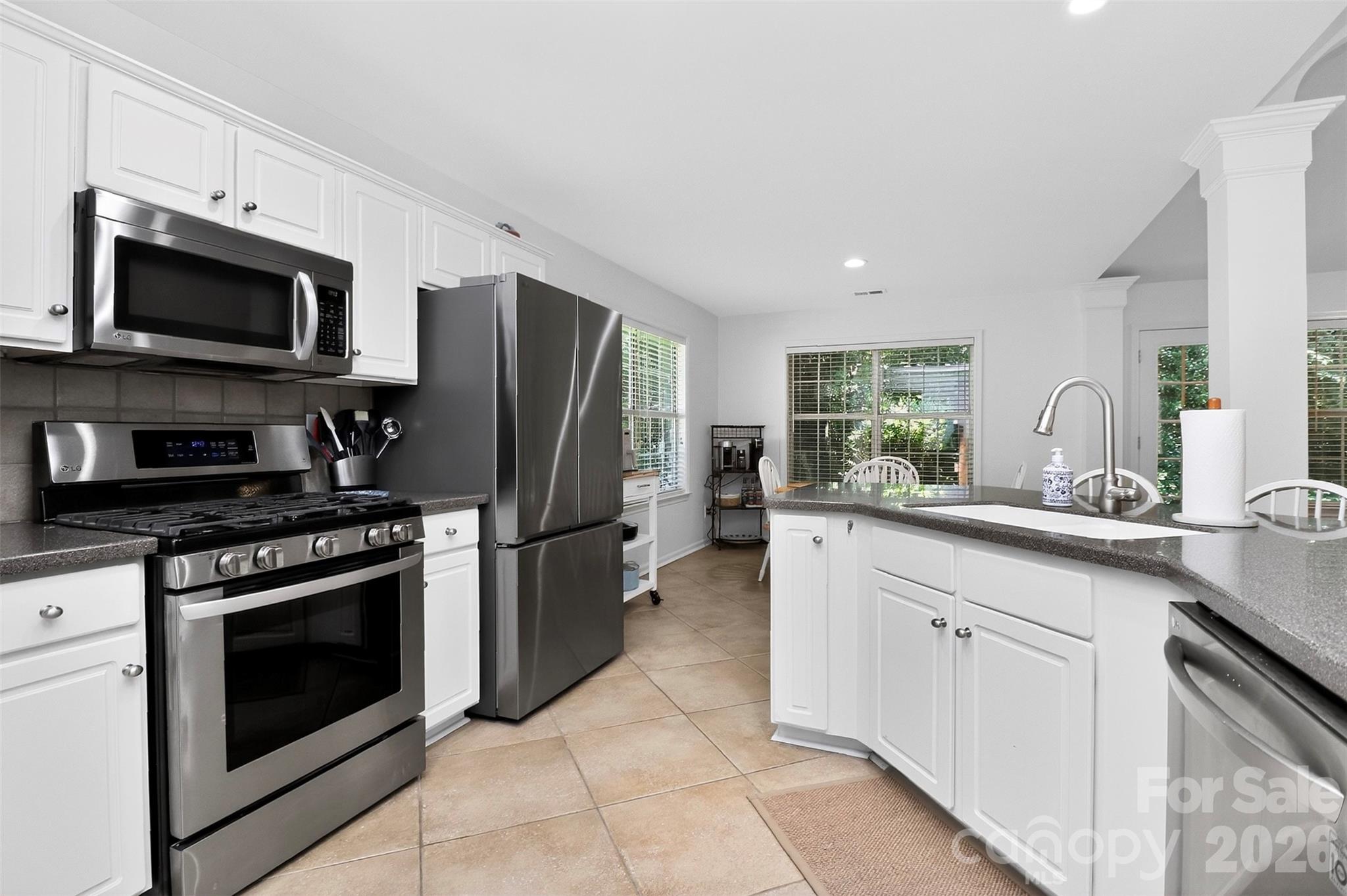 Photo 23 of 11542 Laurel View Drive, Charlotte, NC