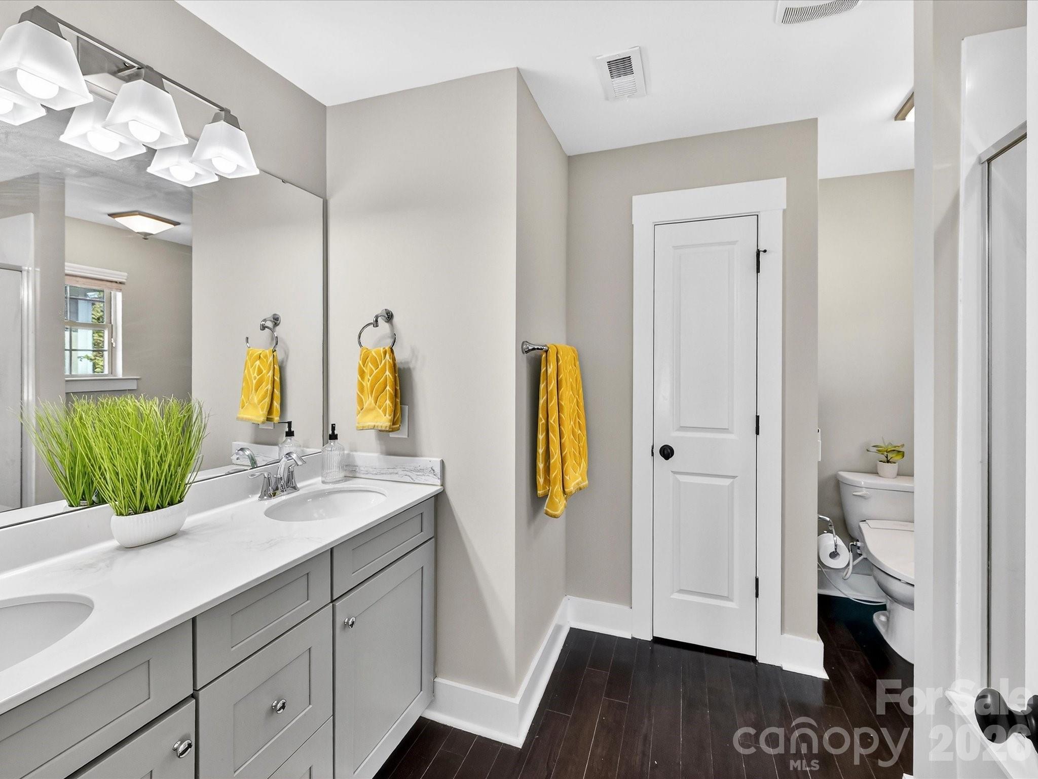 Photo 19 of 2718 Tranquil Oak Place, Charlotte, NC