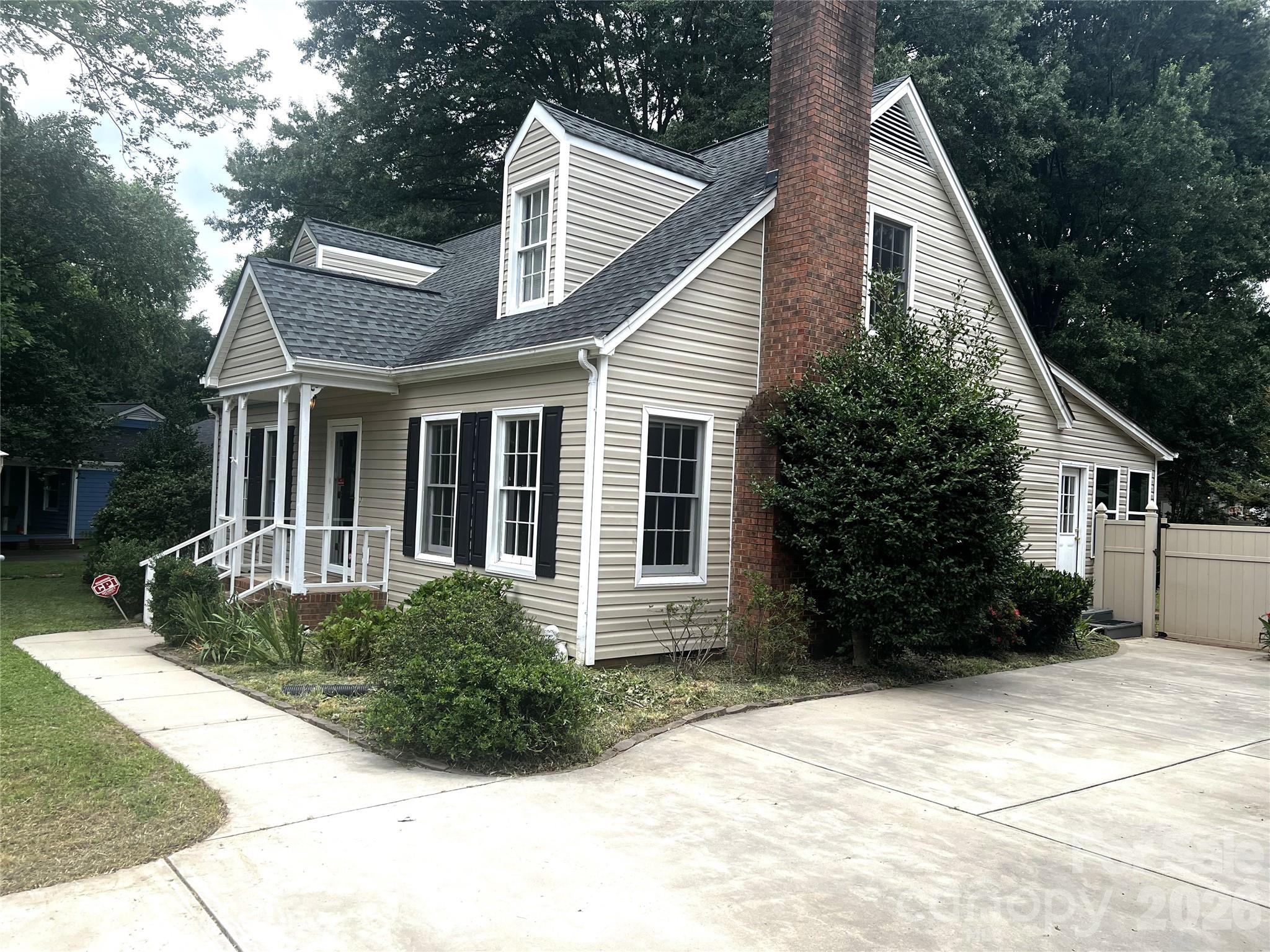 Photo 2 of 6737 Harrison Road, Charlotte, NC