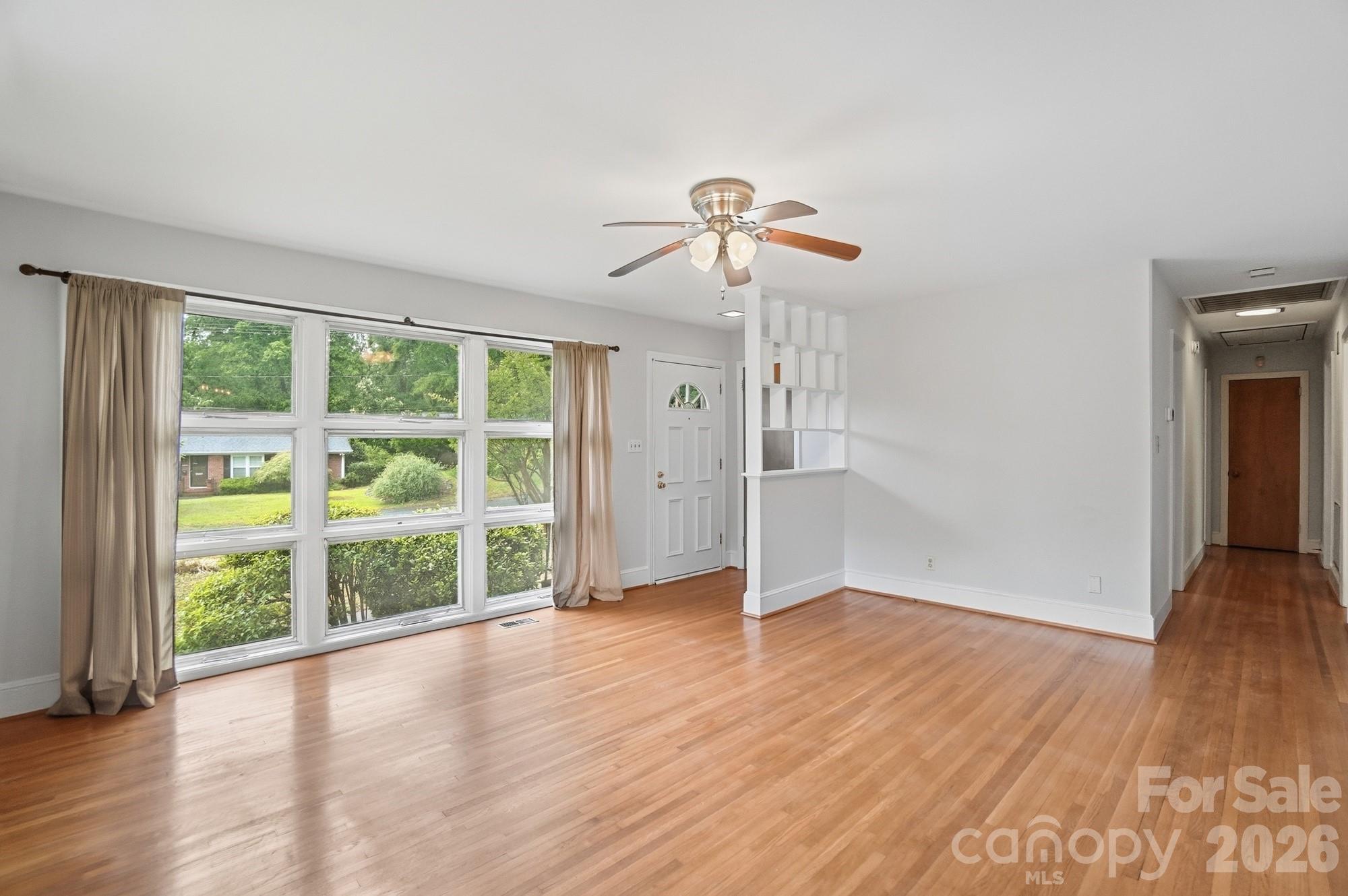 6239 Netherwood Drive, Charlotte, NC - photo 10 of 45