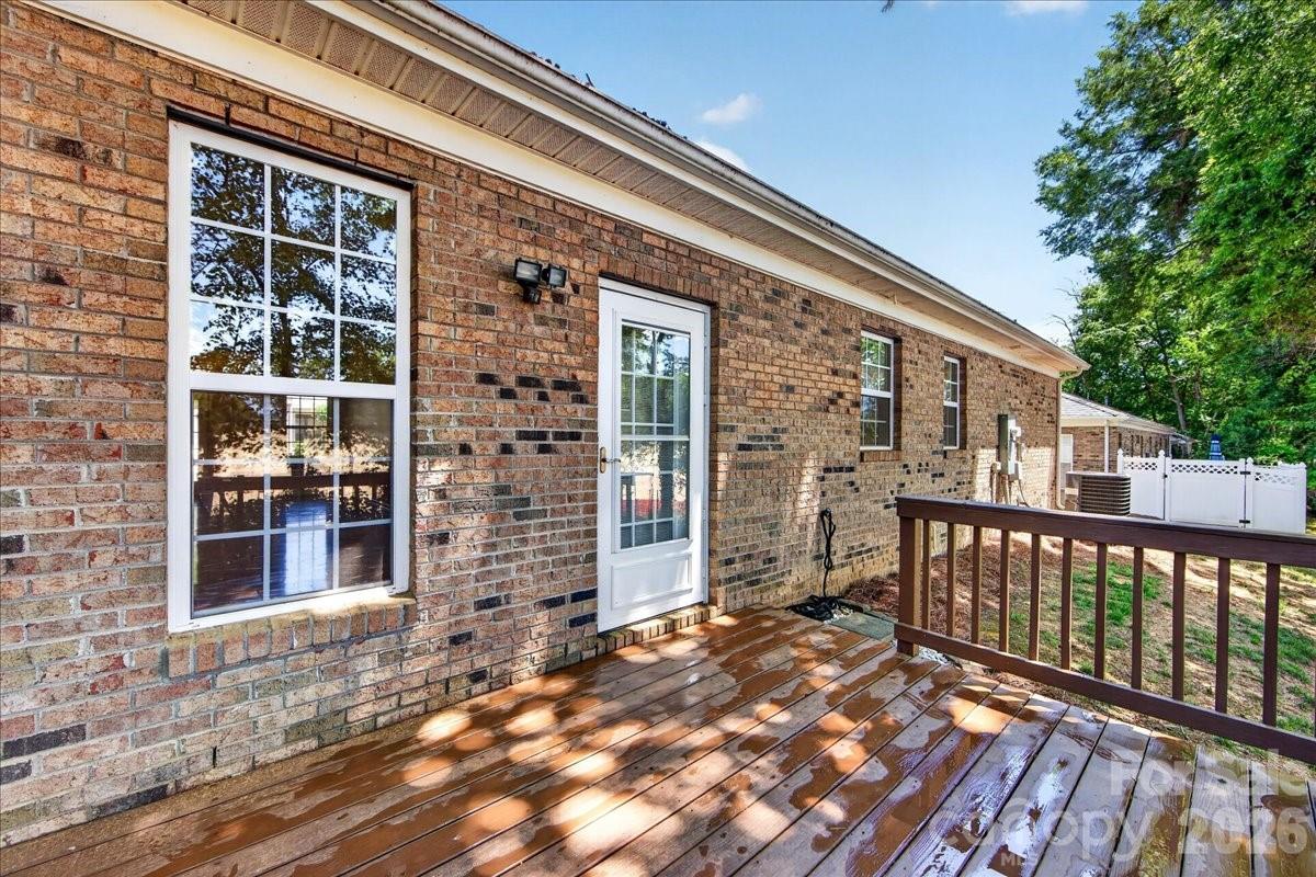 6804 Cinnamon Circle, Mint Hill, NC - photo 45 of 49