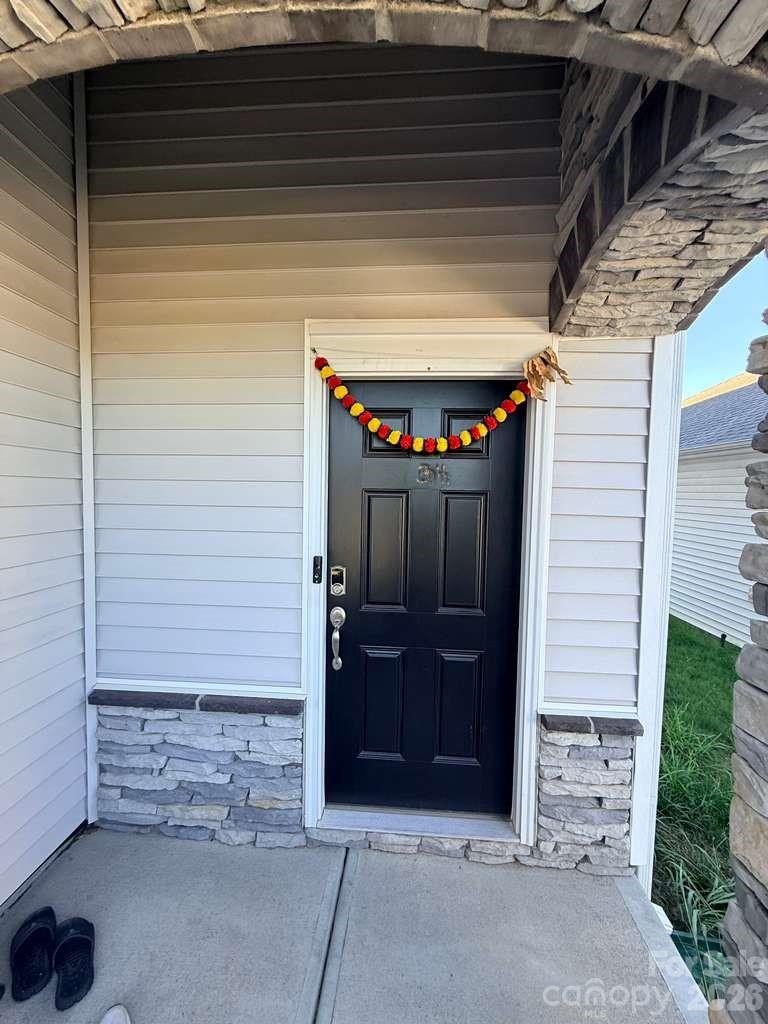 Photo 3 of 11908 Redleaf Drive, Charlotte, NC