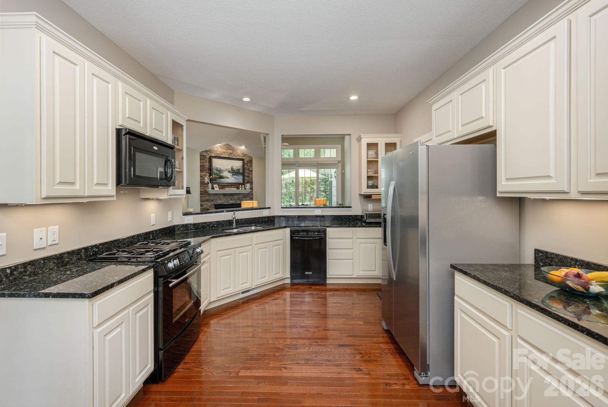 113 CHANCERY Court, Flat Rock, NC - photo 16 of 46