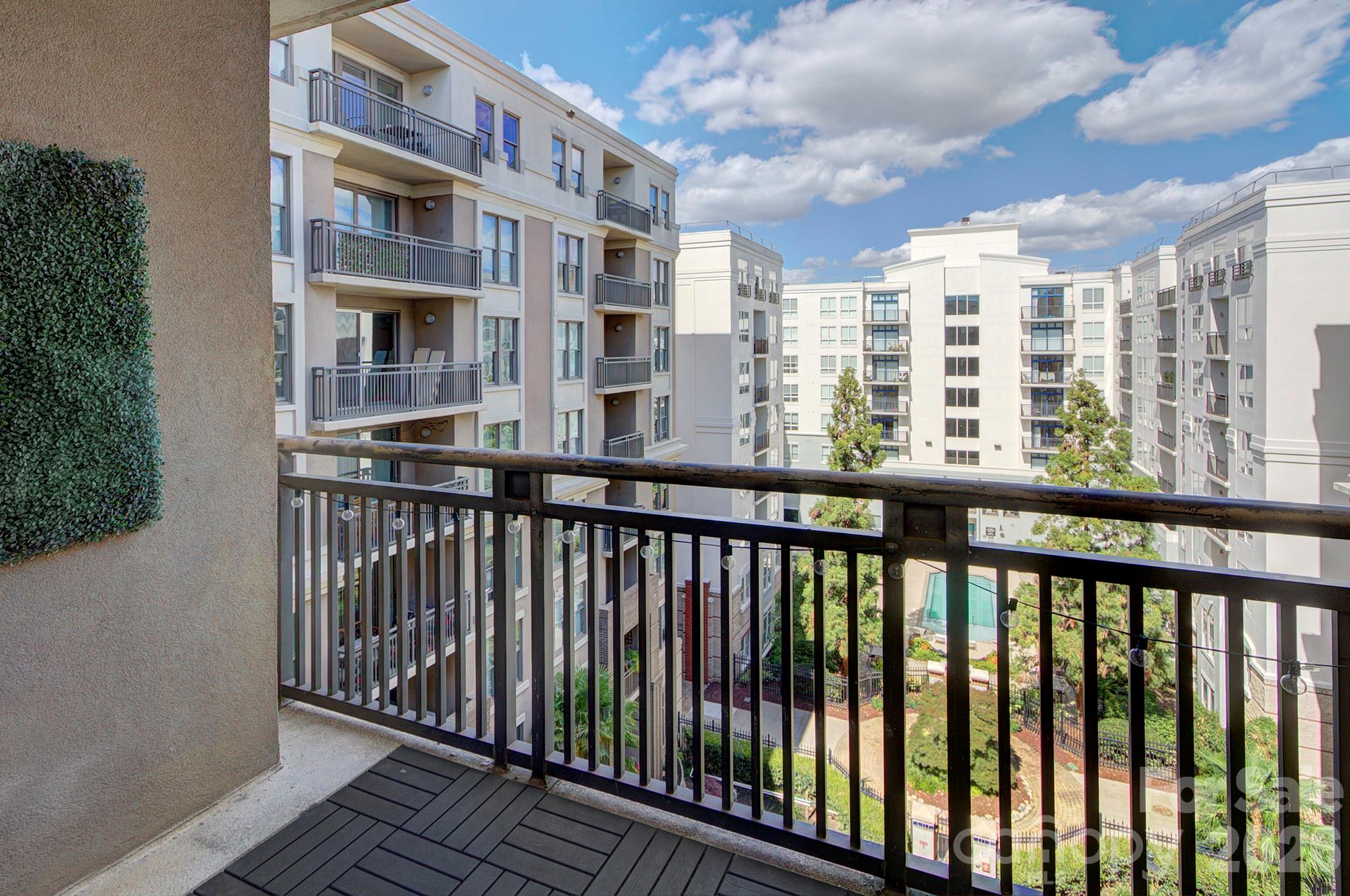 Photo 14 of 718 W Trade Street604, Charlotte, NC