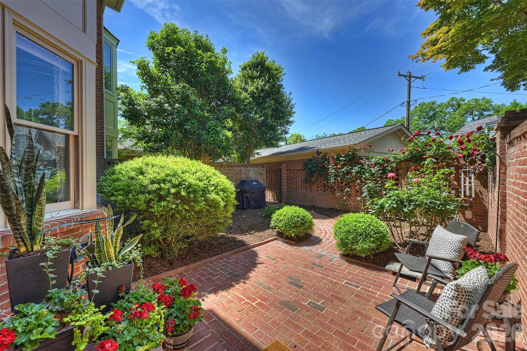 Photo 37 of 2320 Selwyn Avenue, Charlotte, NC