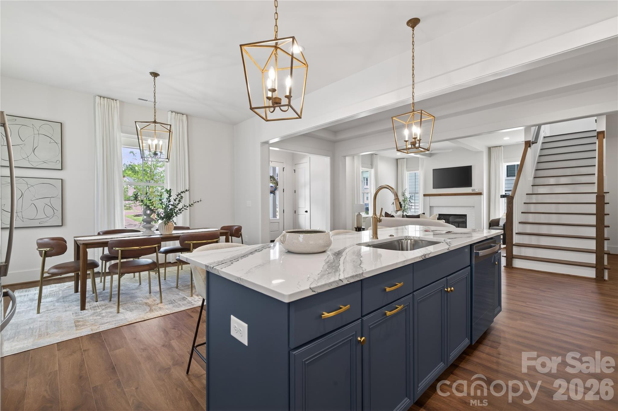 Photo 5 of 7237 Westrow Avenue, Charlotte, NC