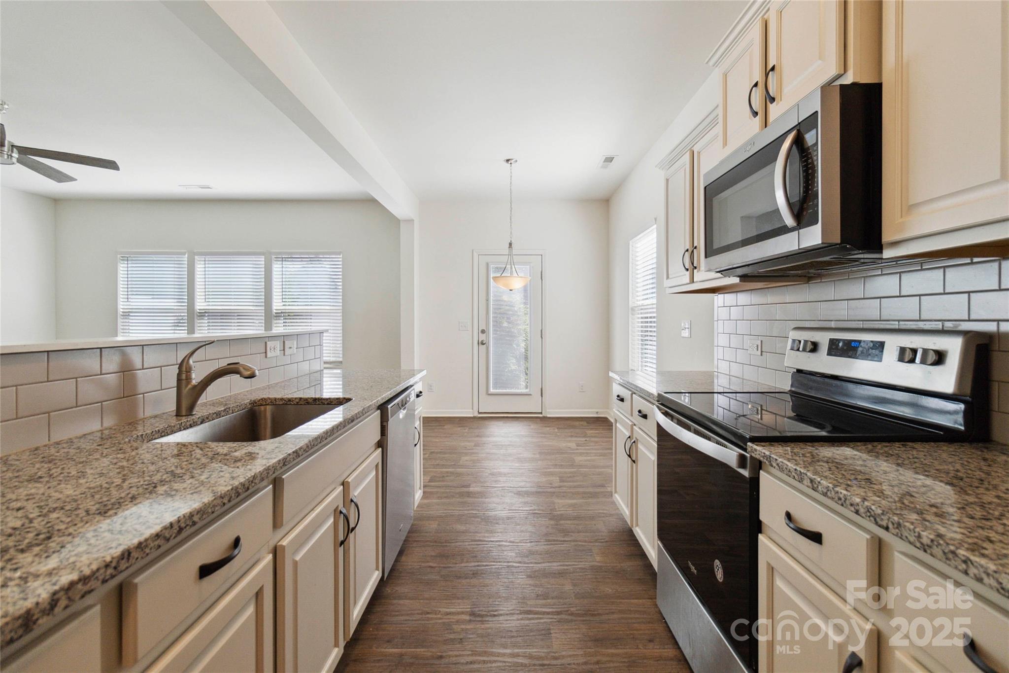 14027 Clayborn Street, Midland, NC - photo 14 of 36