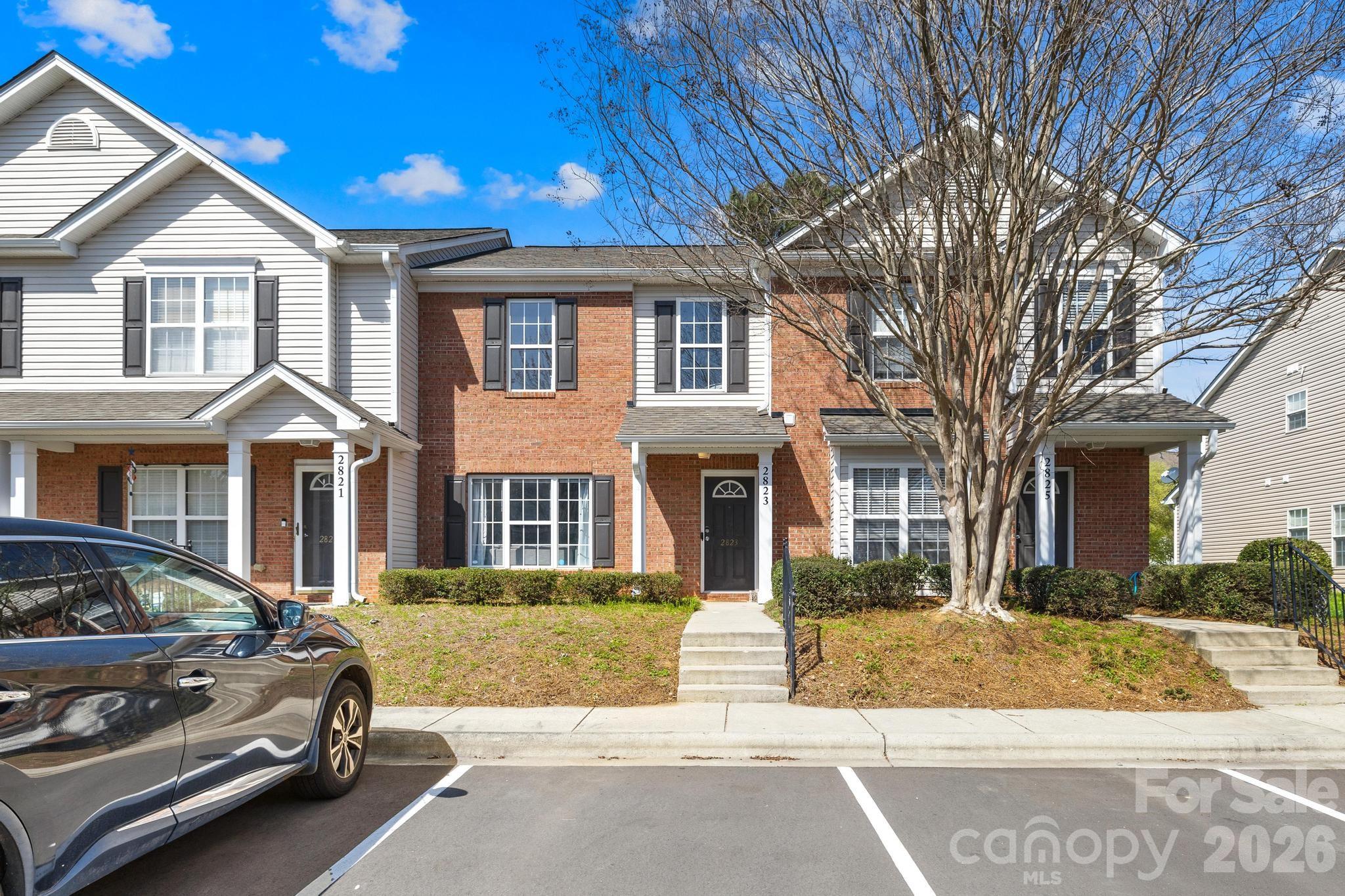 Photo 3 of 2823 Summergrove Court, Matthews, NC