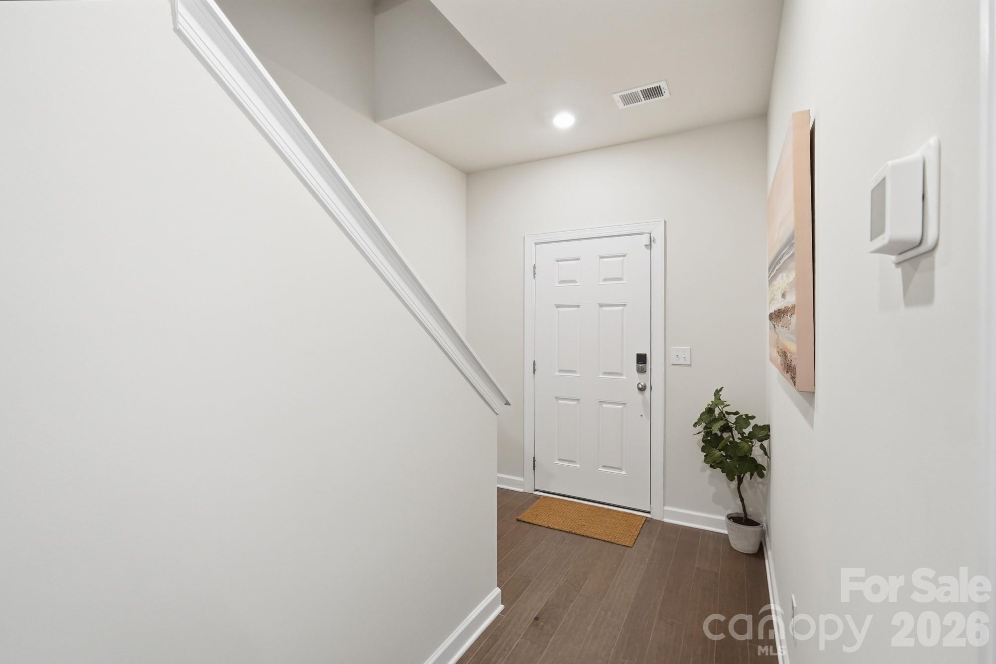 3742 Memorial Parkway, Charlotte, NC - photo 4 of 27