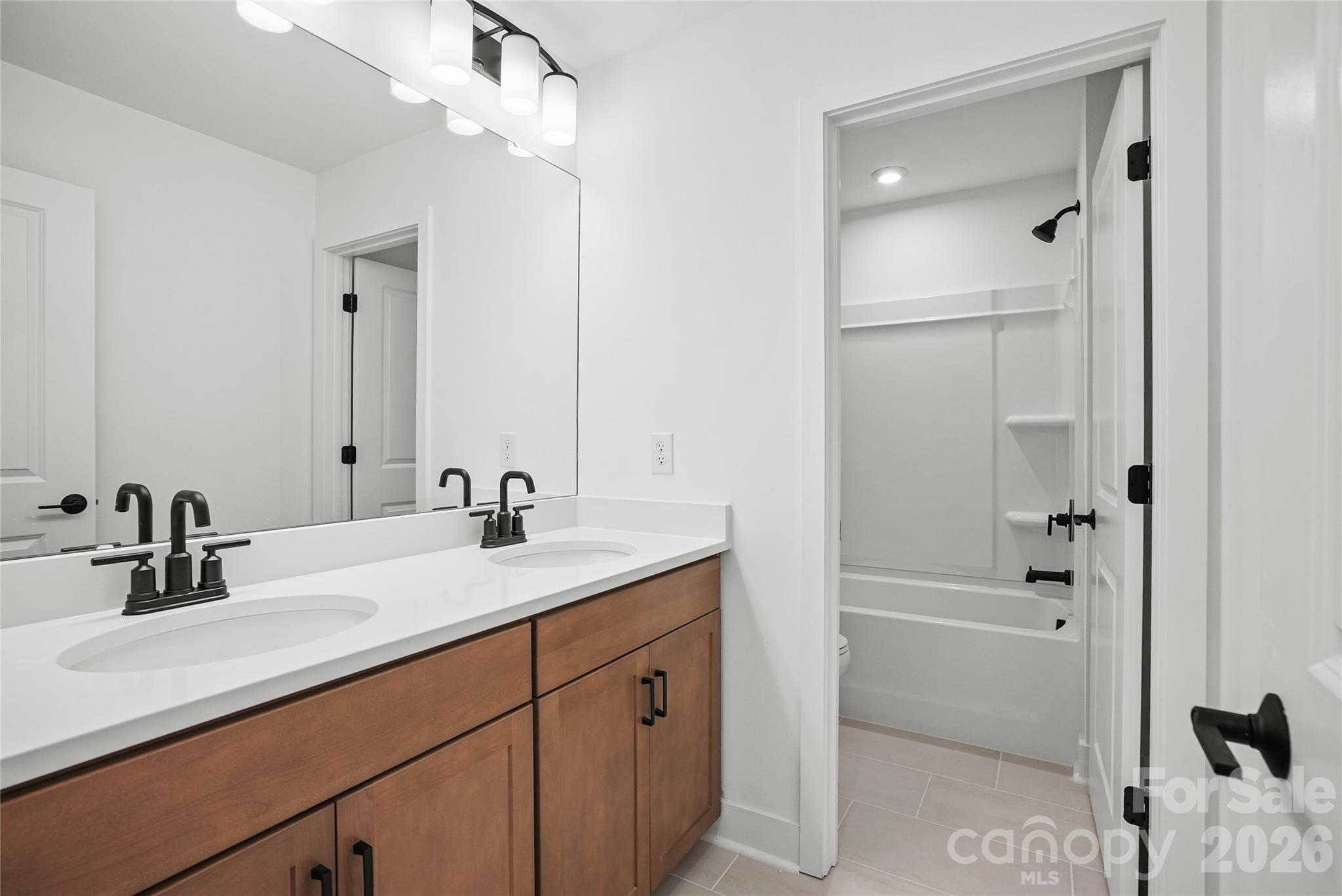 Photo 36 of 13915 Penbury Lane, Charlotte, NC