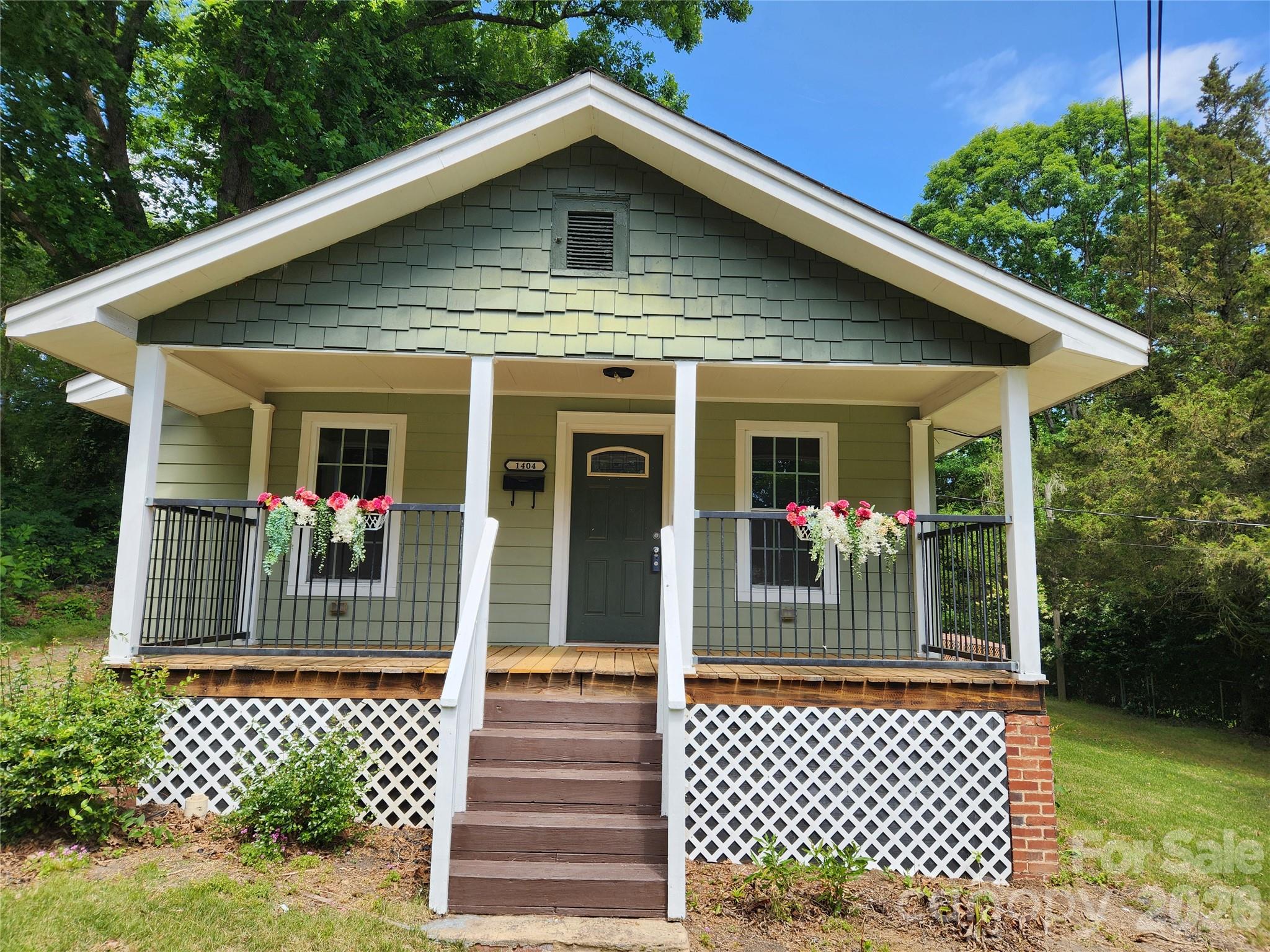 1404 W Mauney Avenue, Gastonia, NC