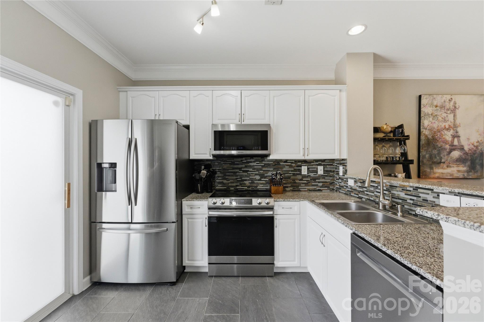 Photo 3 of 8341 Scotney Bluff Avenue, Charlotte, NC