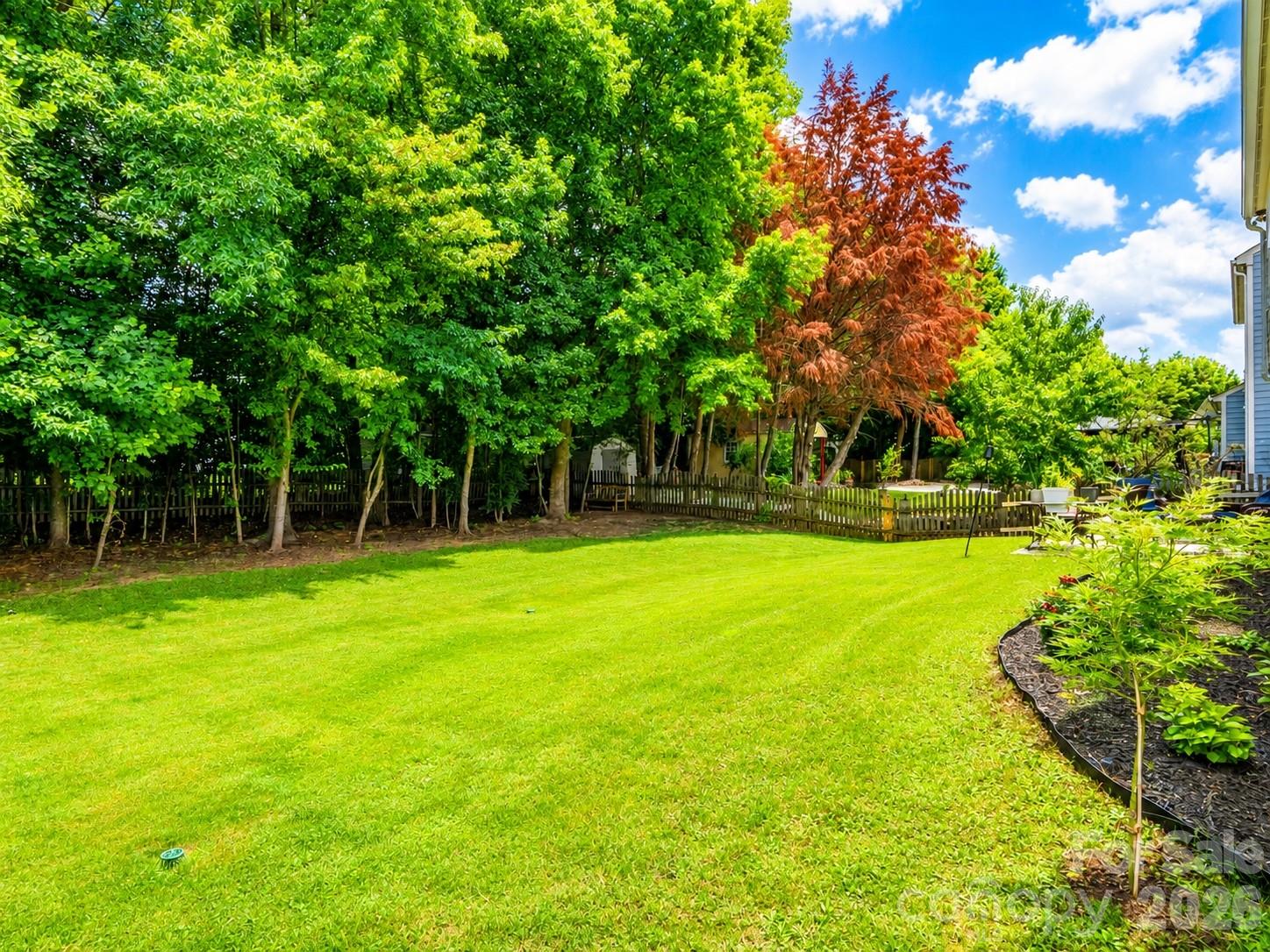Photo 4 of 3543 Manor House Drive, Charlotte, NC