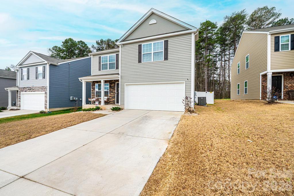 Photo 3 of 1808 Bright Hope Lane, Dallas, NC