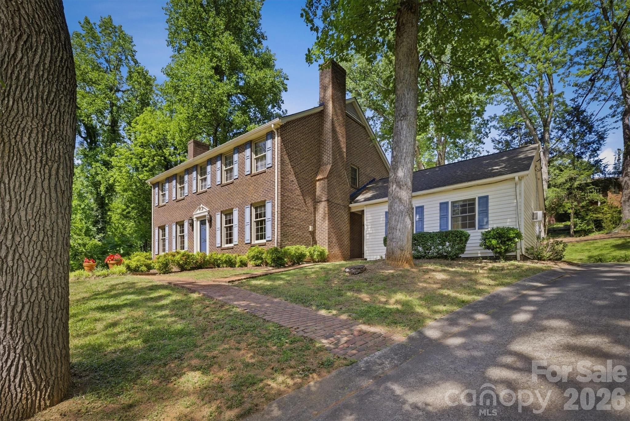 102 Woodland Drive, Morganton, NC - photo 8 of 46