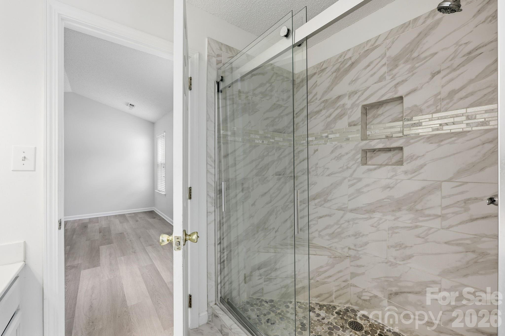 Home for sale at 5423 Starflower Drive, Charlotte, NC — photo 20 of 46