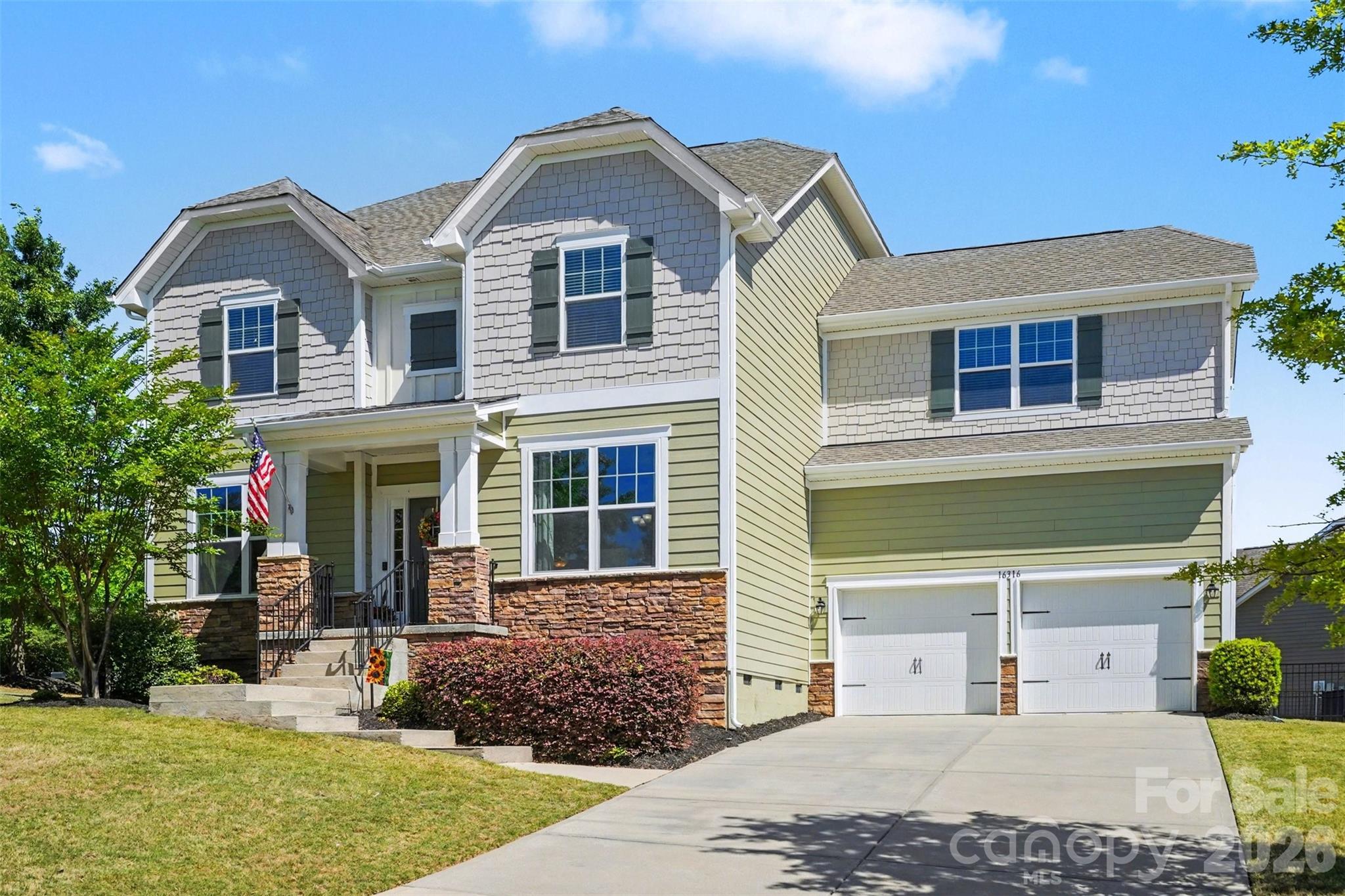 Photo 2 of 16316 Thoroughbred Trace Lane, Charlotte, NC