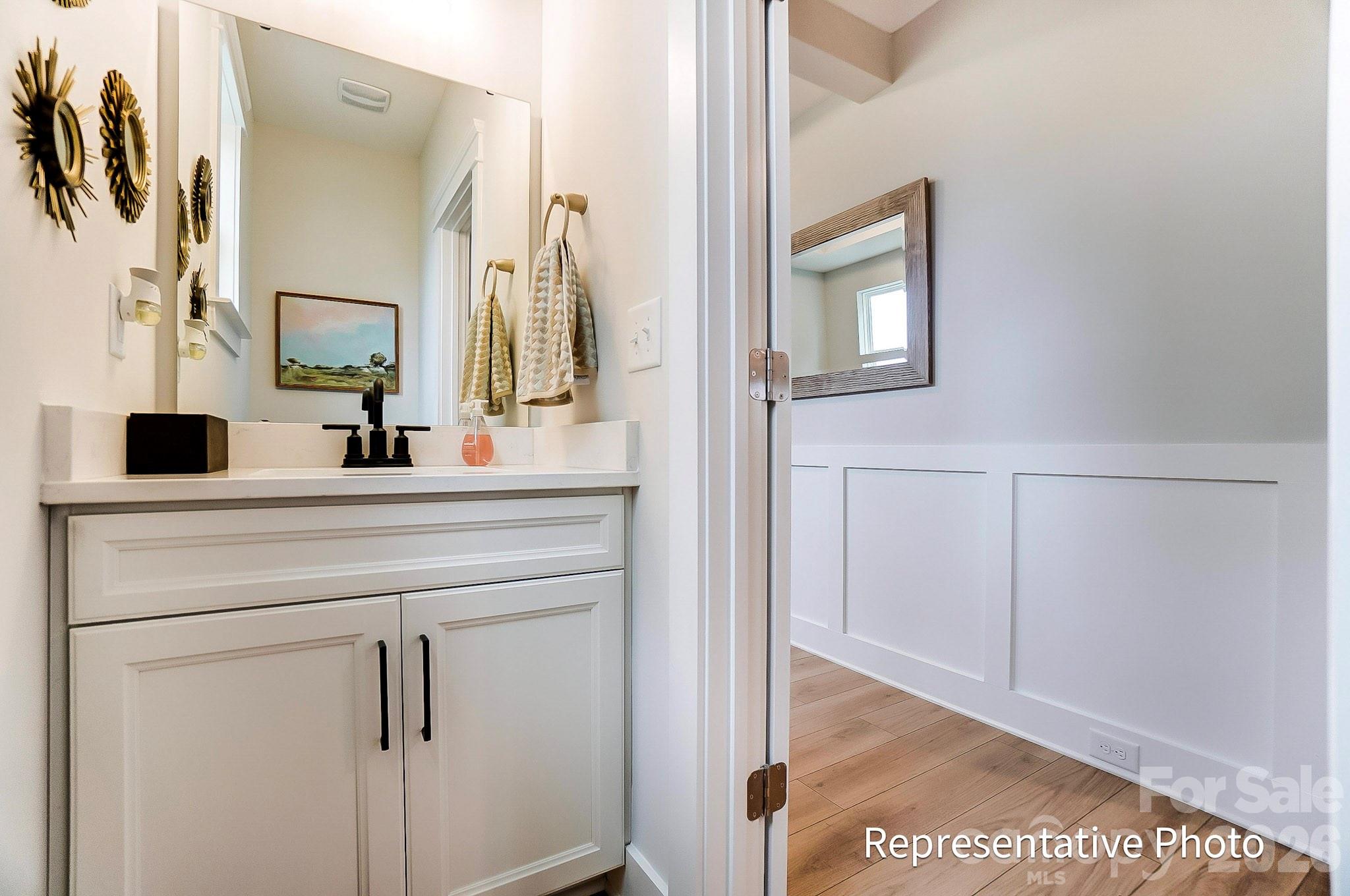 Photo 3 of 13130 Foxberry Road, Charlotte, NC