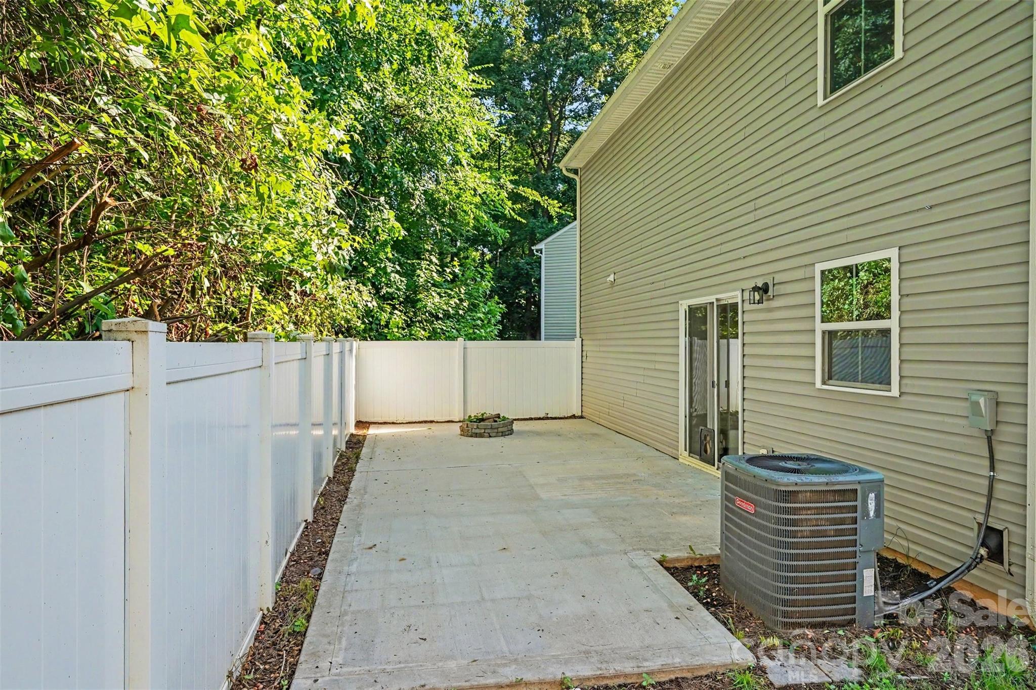 Photo 16 of 1602 Joseph Hewes Court, Charlotte, NC