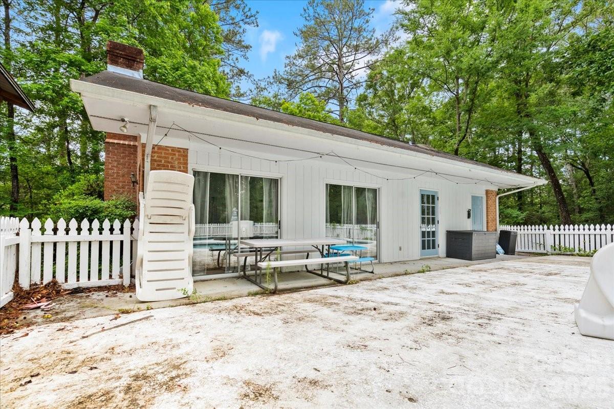 209 Fairway Road, Cheraw, SC - photo 36 of 49