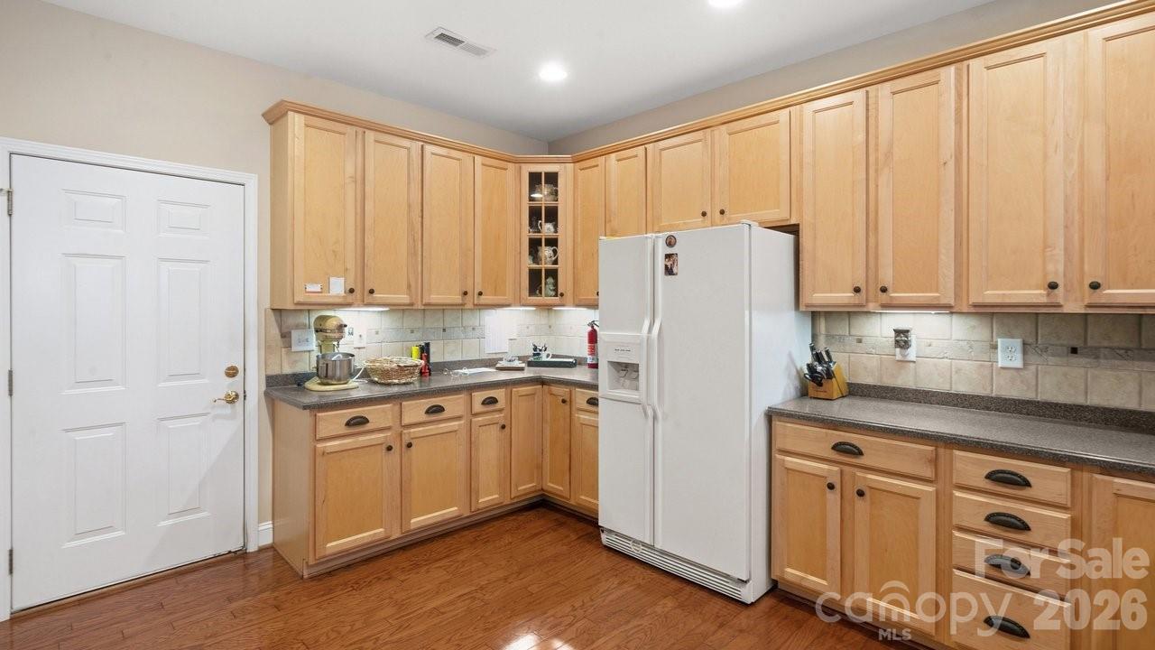 Photo 18 of 2820 Summer Valley Court, Charlotte, NC