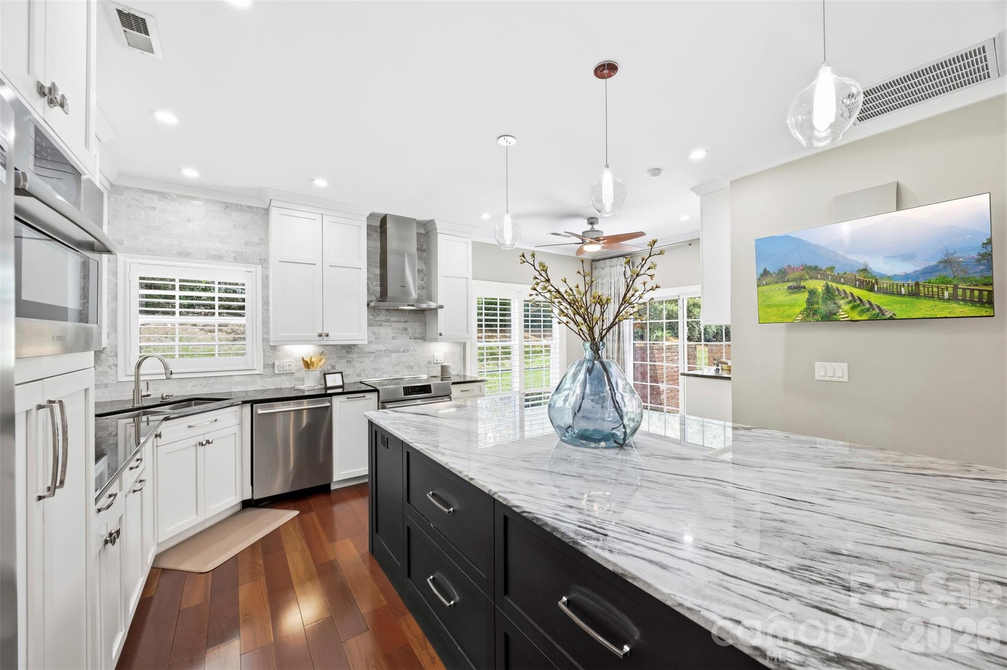 Photo 7 of 9415 Bonnie Briar Circle, Charlotte, NC
